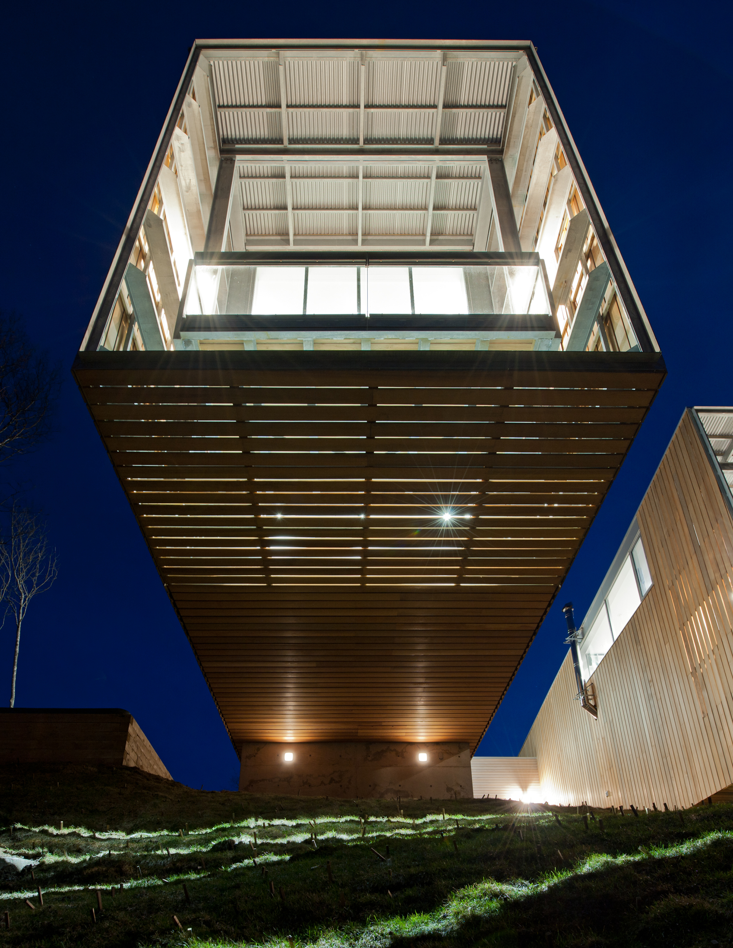 Two Hulls House by MacKay-Lyons Sweetapple Architects - Architizer