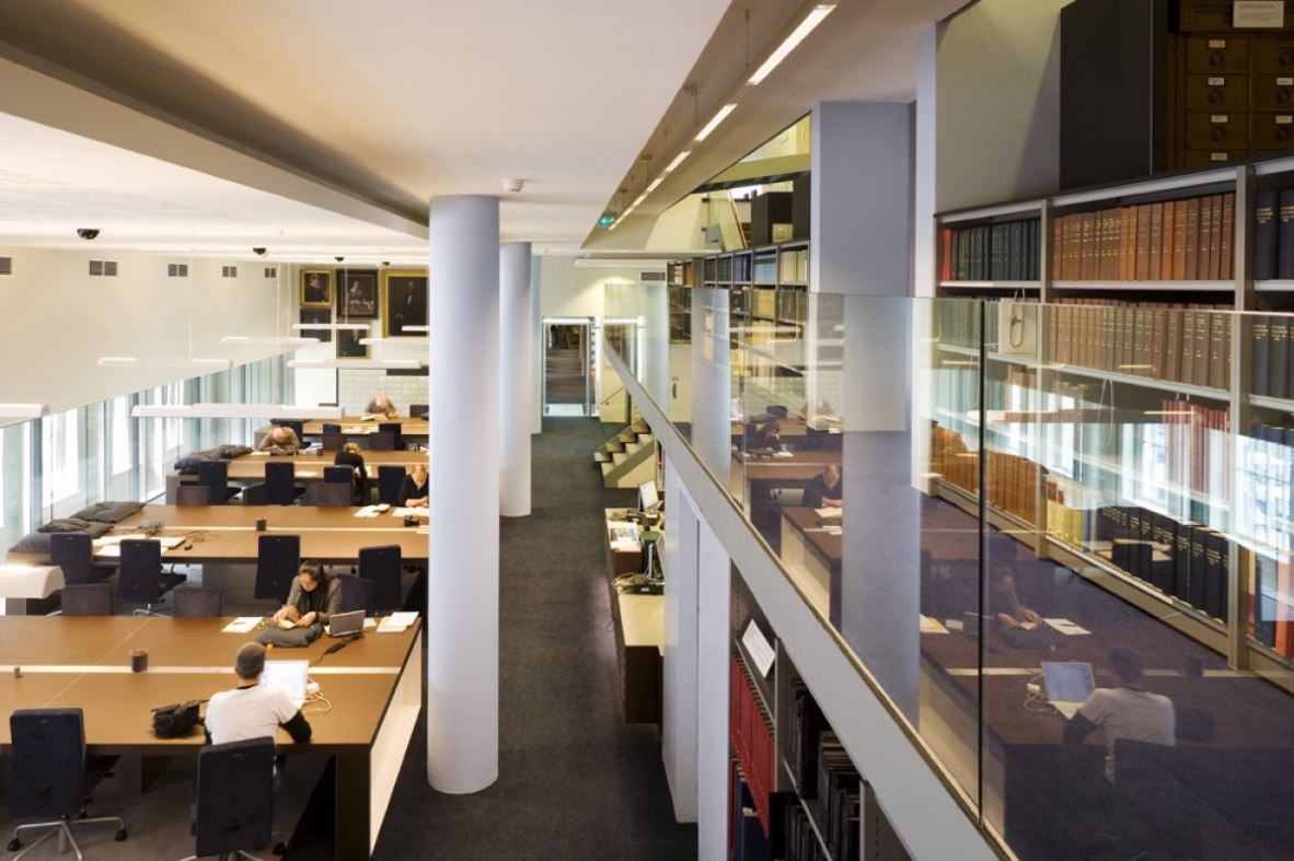 Library of Extraordinary Collection of the University of Amsterdam by ...