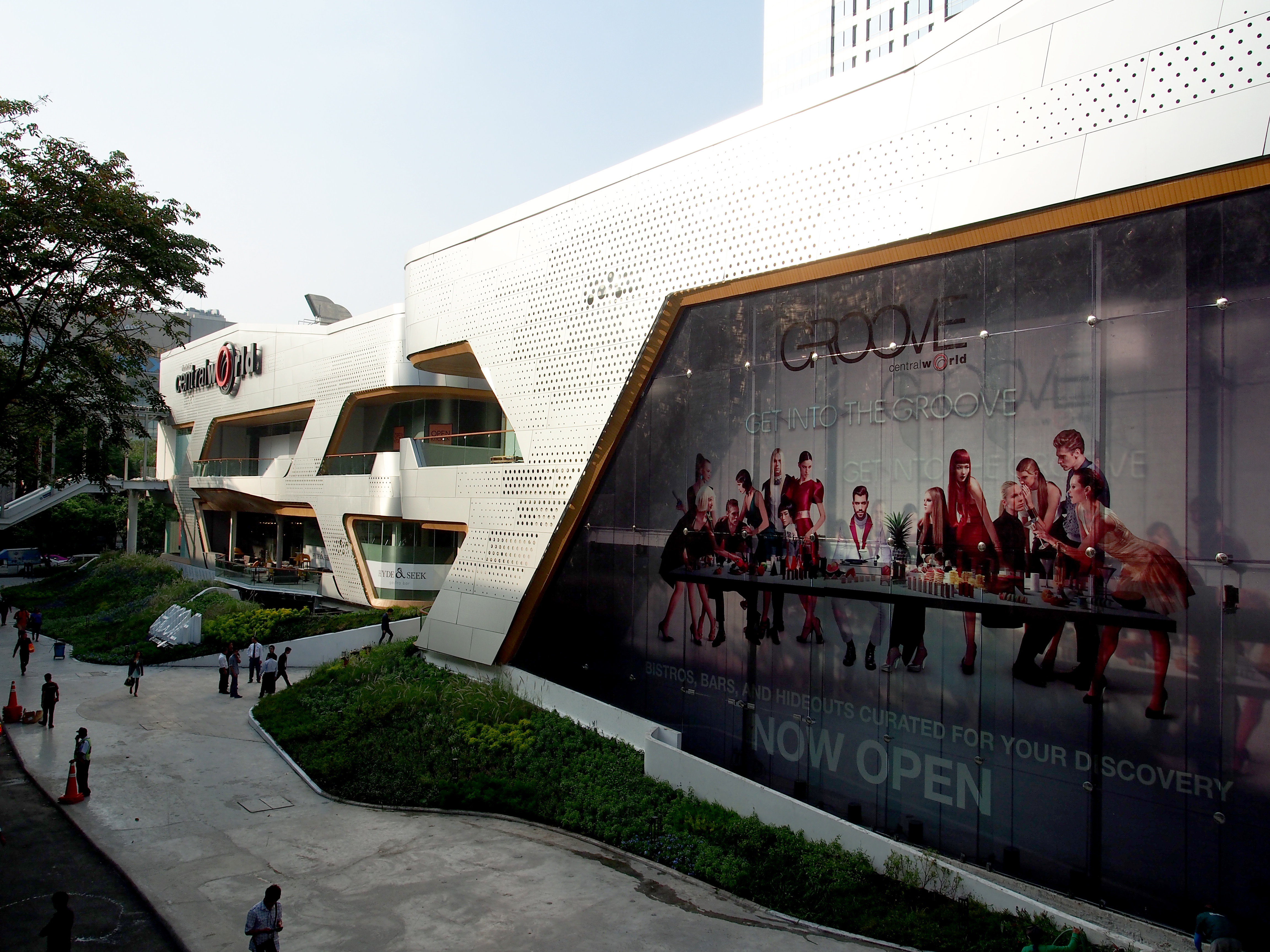The Groove - Central World Expansion by Synthesis Design + Architecture ...