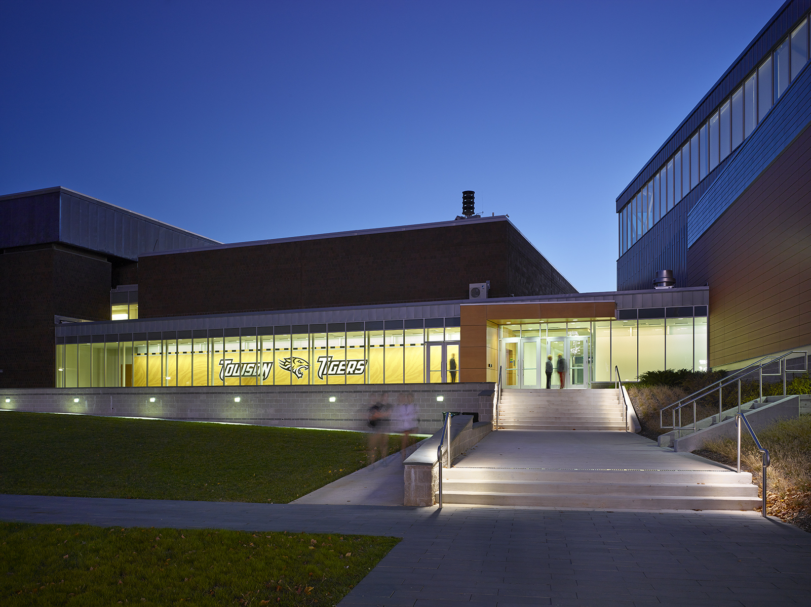 Towson University SECU Arena by Hord Coplan Macht - Architizer