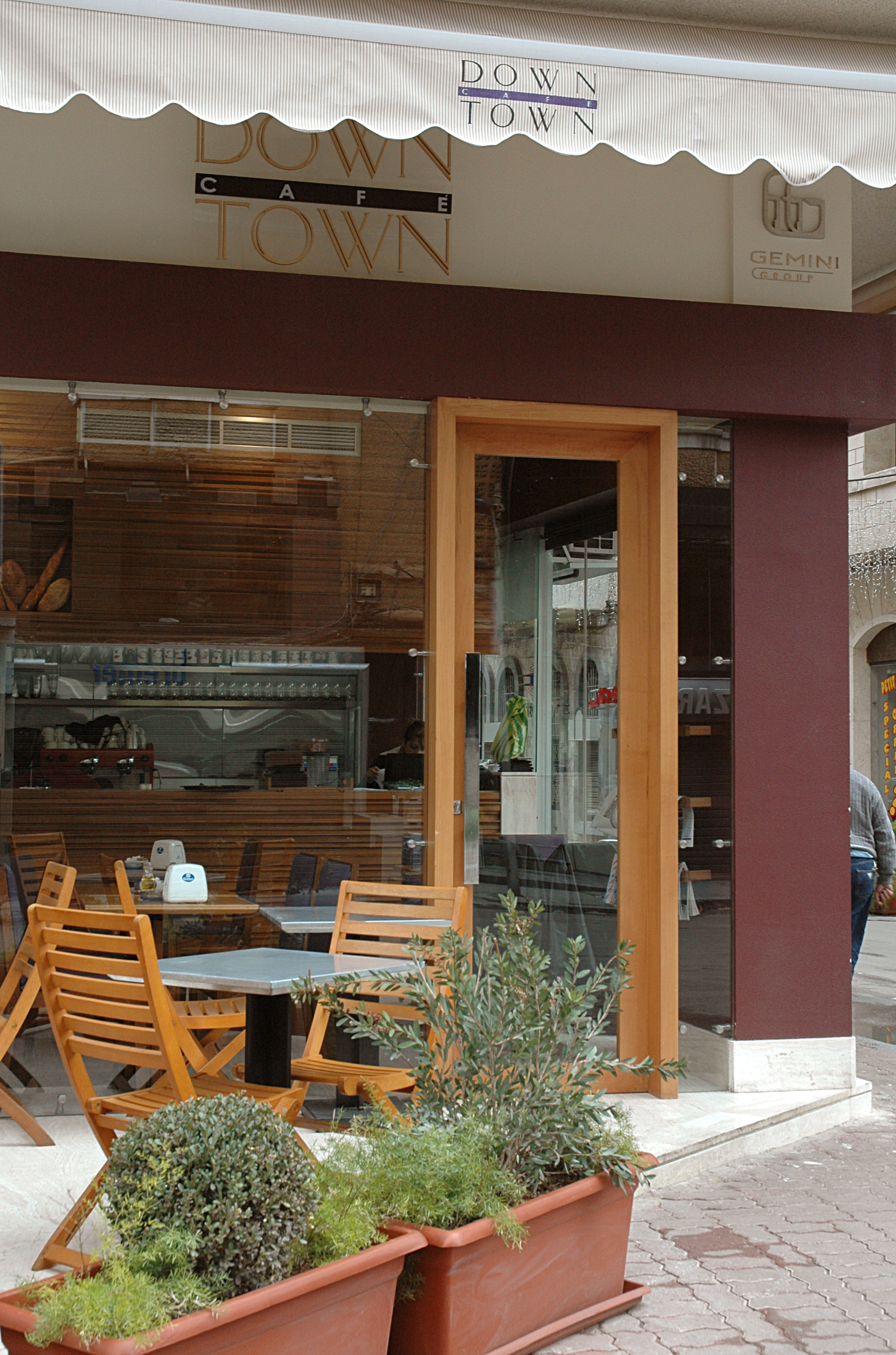 DT. Cafe by Z architects - Architizer