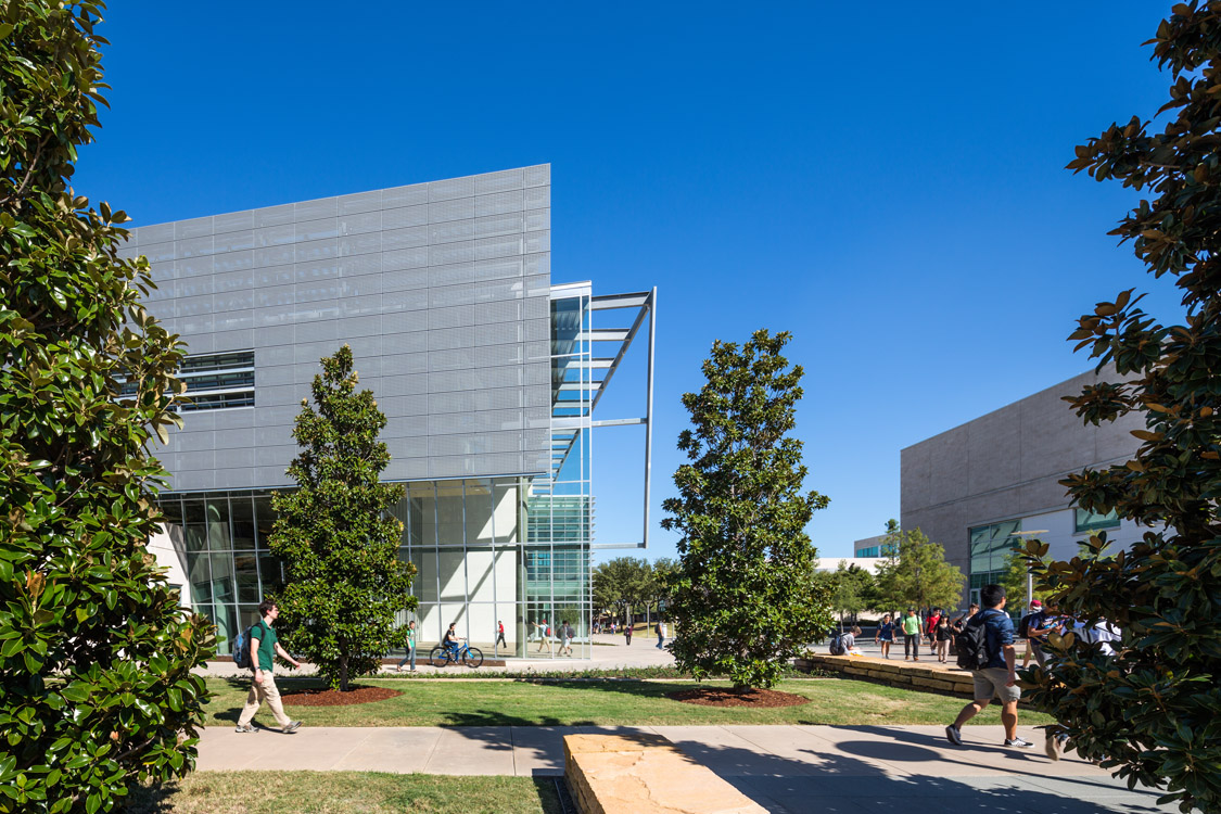 UT Dallas, Edith O'Donnell Arts & Technology Building by STUDIOS ...