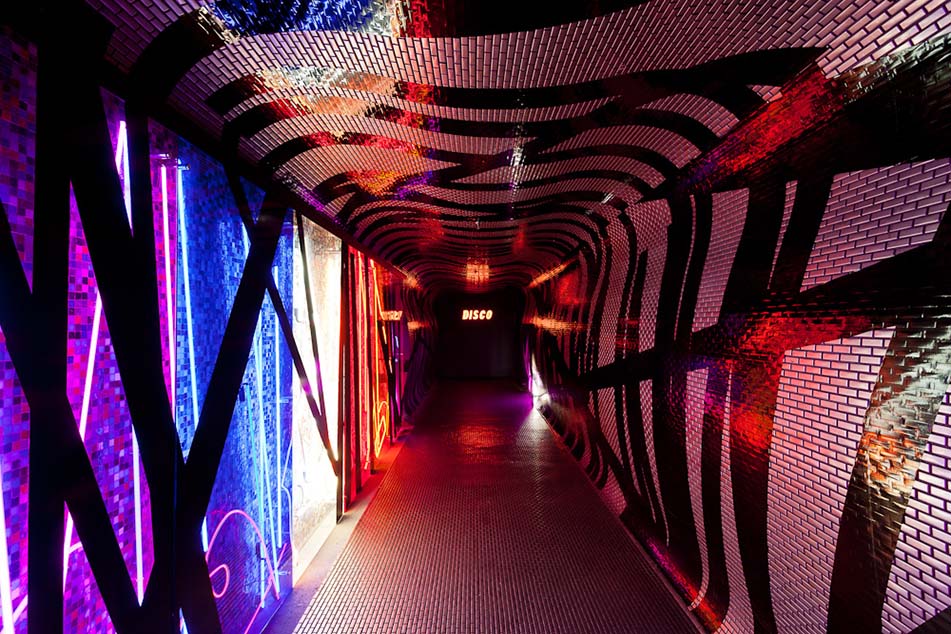 Disco Club by Estudio Guto Requena - Architizer