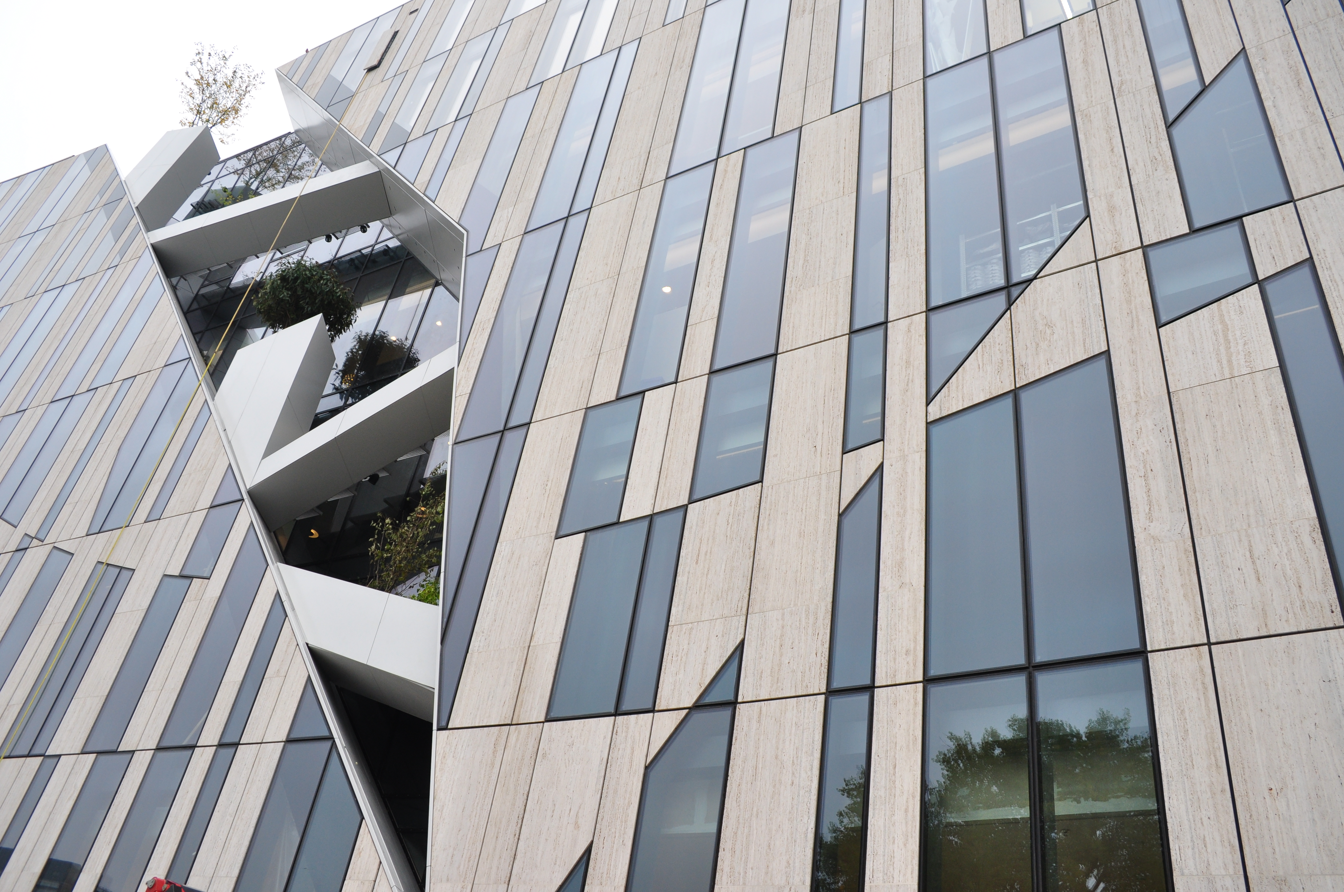 Idea 763805: Kö-Bogen Düsseldorf by Studio Libeskind - Architizer