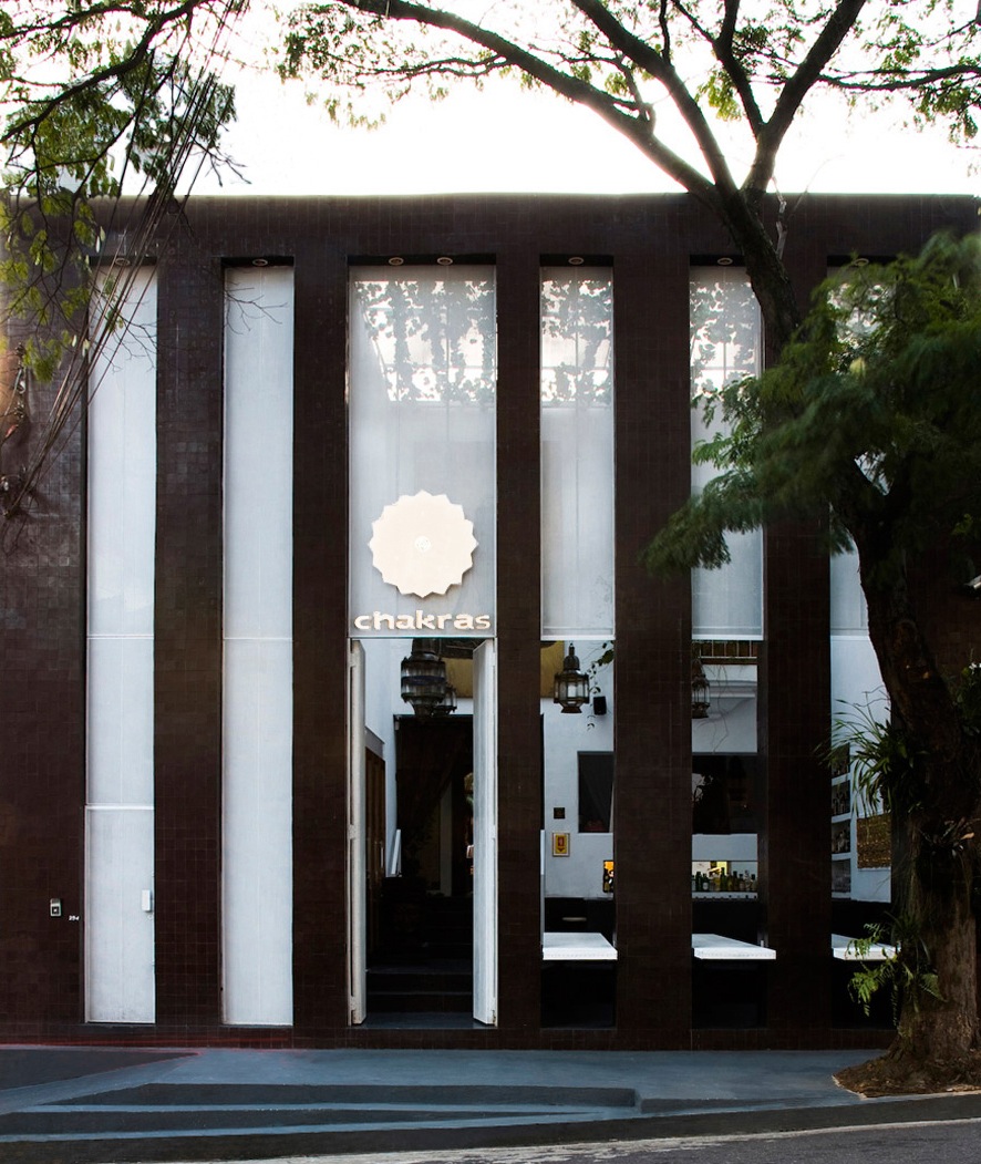 Idea 771652: Chakras Restaurant Bar by Riccardo Cavaciocchi - Architizer