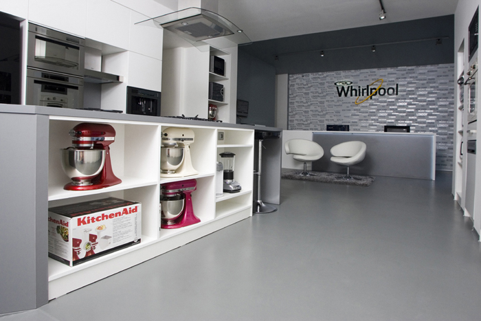 Showroom WHIRLPOOL - Architizer