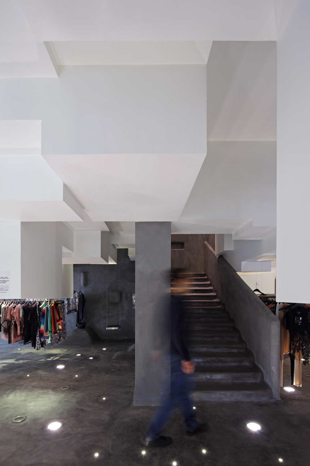 Volcanic Slab - D2C Flagship Store by 3GATTI - Architizer