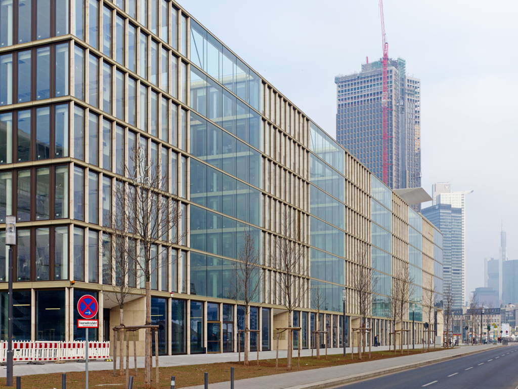 Autobahn Church by schneider+schumacher / Frankfurt - Vienna - Tianjin ...