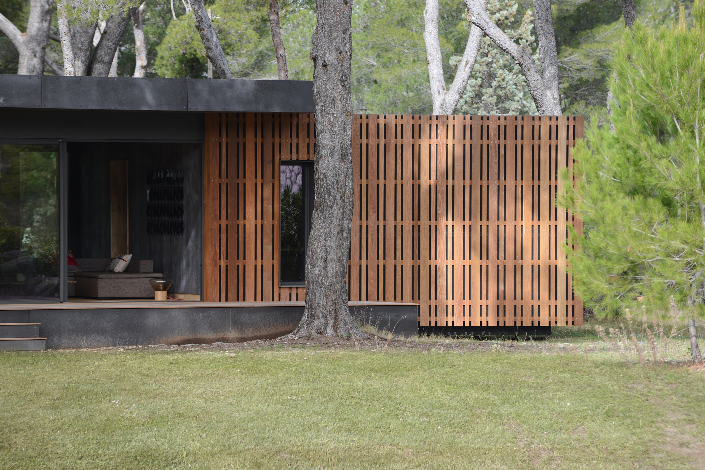 Idea 783807: Pop-Up House by Multipod Studio in Aix-en-Provence, France ...