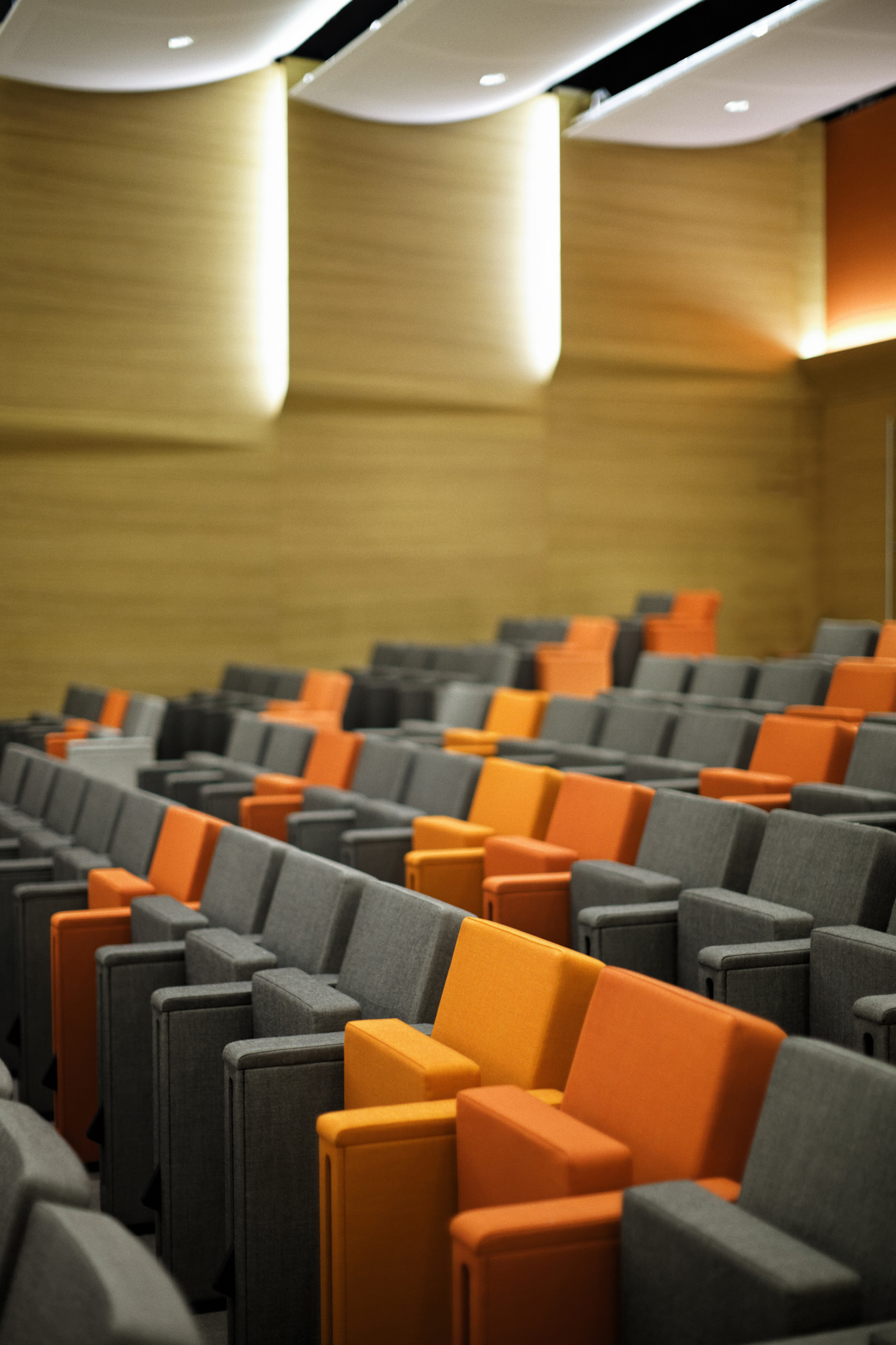 IN/OUT - The amenities wing and the new lobby by Jouin Manku and DTACC ...