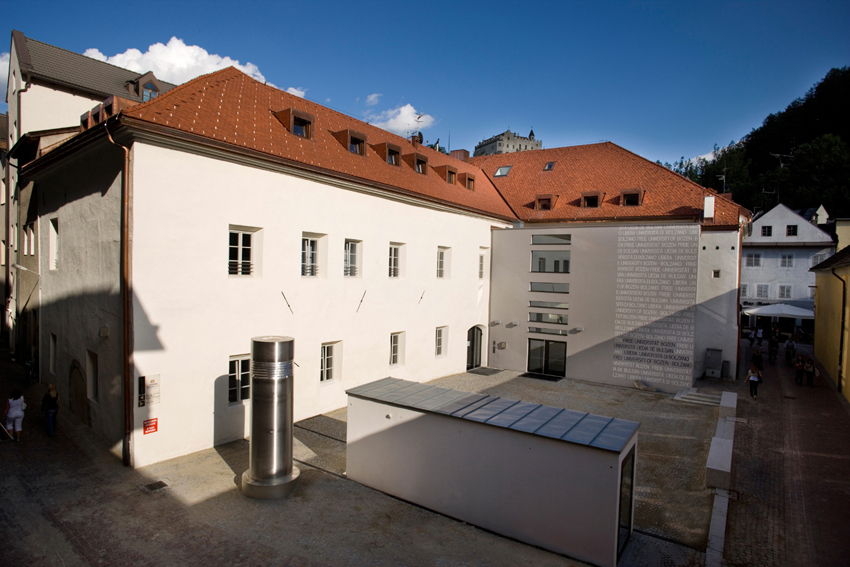 New seat of the Free University of Bolzano, Brunico by Roland Baldi ...