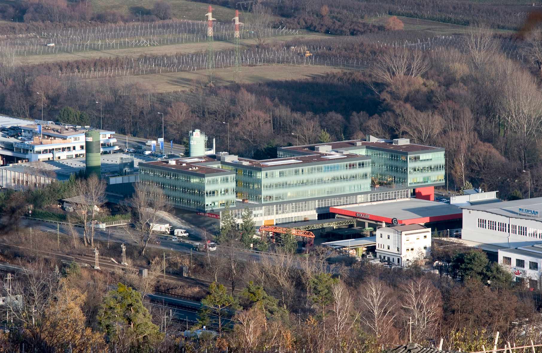 The new lunch room of "Ex-GIL" by Roland Baldi Architects - Architizer