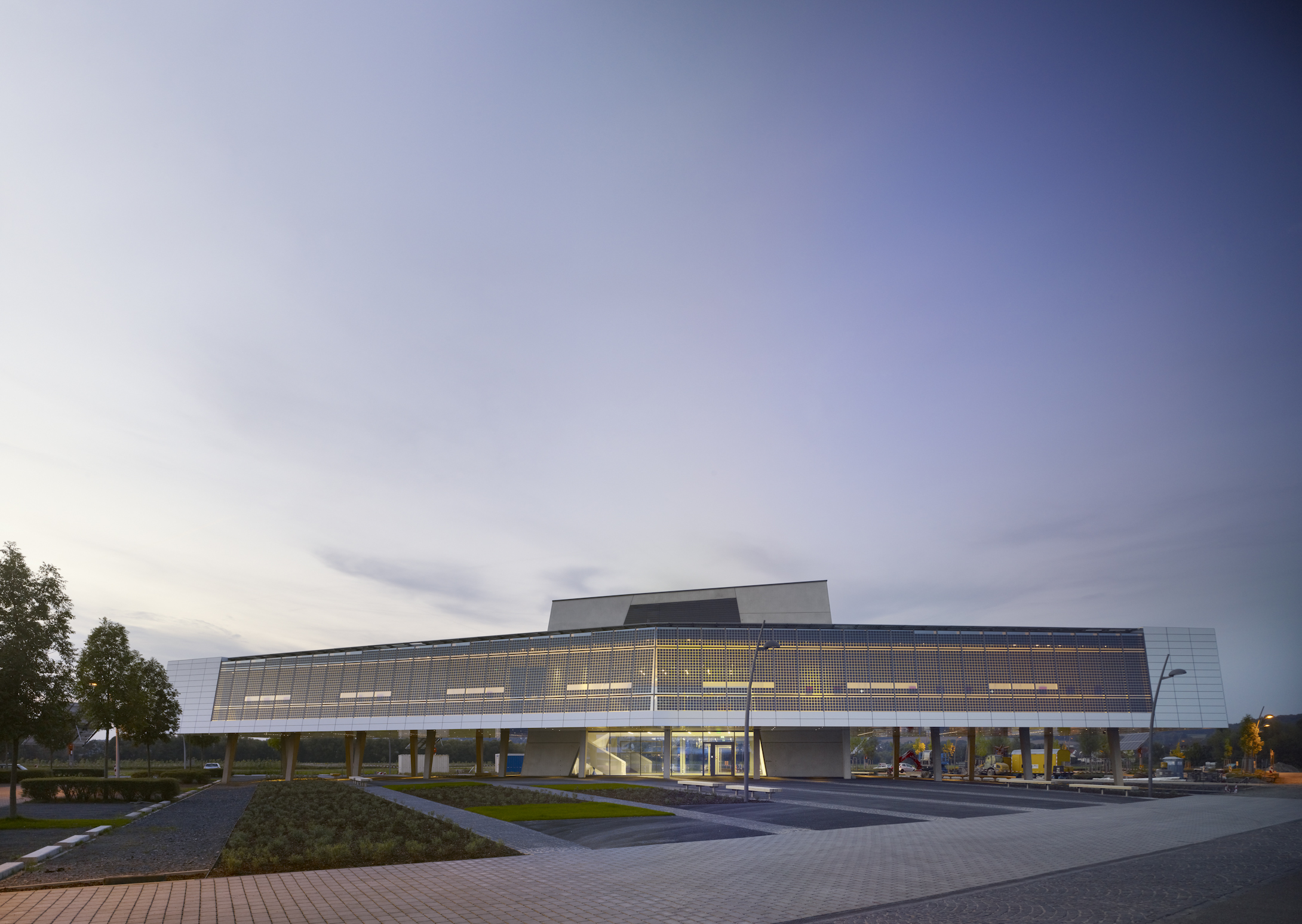 SMA Solar Academy by HHS Planer + Architekten AG (Hegger Hegger ...