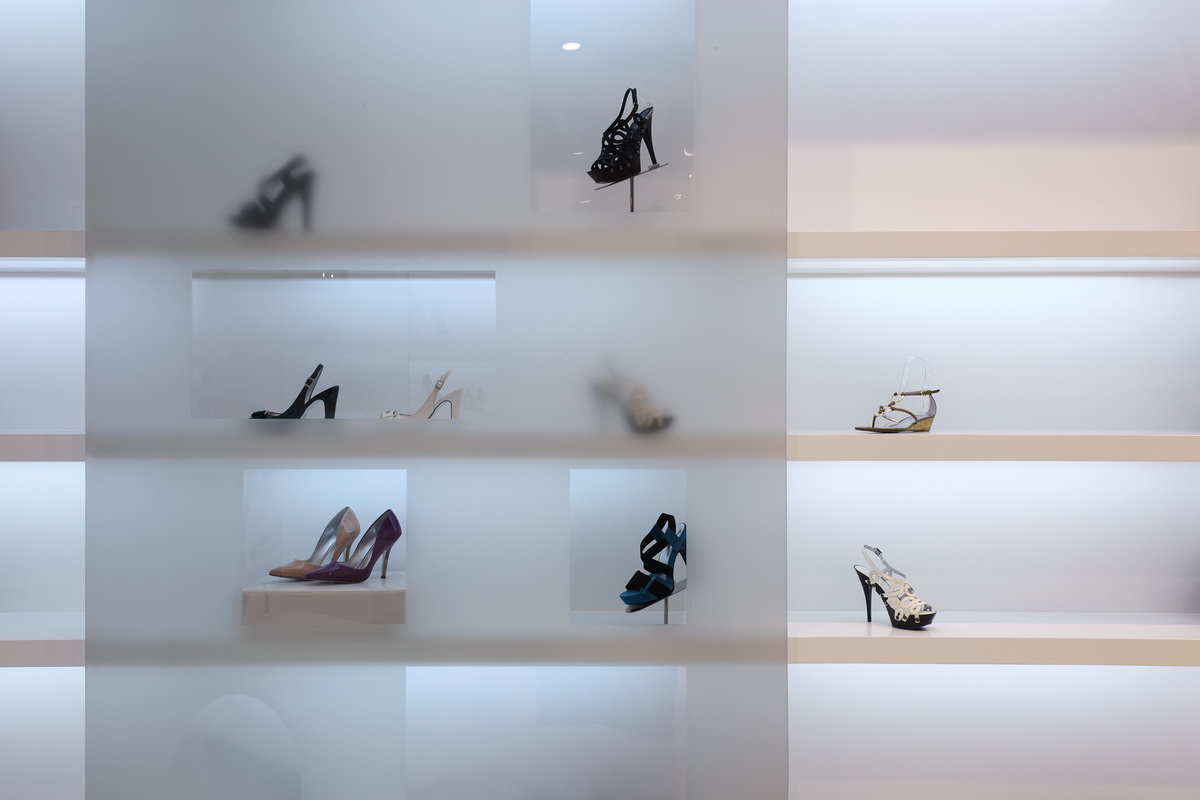 Jessica Simpson Store by Sergio Mannino Studio - Architizer