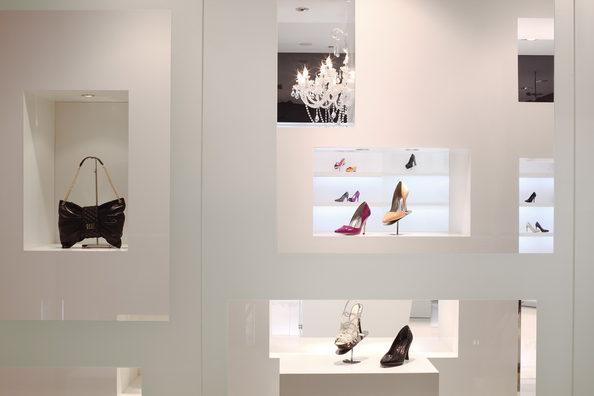 Jessica Simpson Store by Sergio Mannino Studio - Architizer