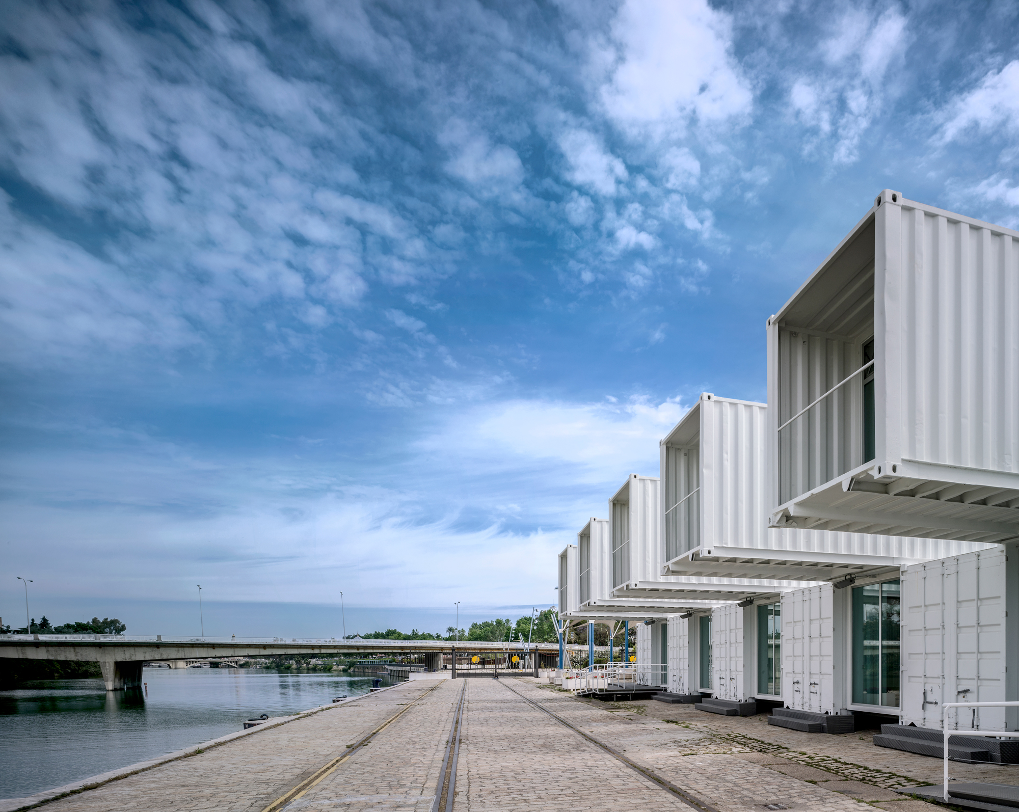 Cruise Ship Terminal in the Port of Seville - Architizer