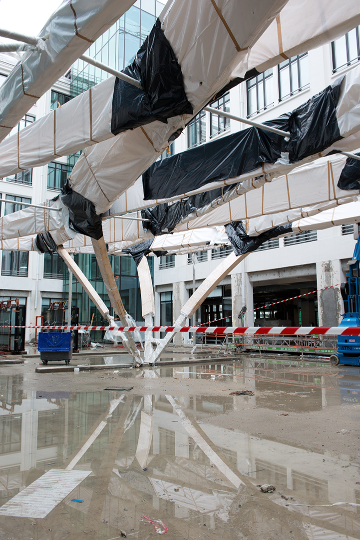 IN/OUT - The amenities wing and the new lobby by Jouin Manku and DTACC ...