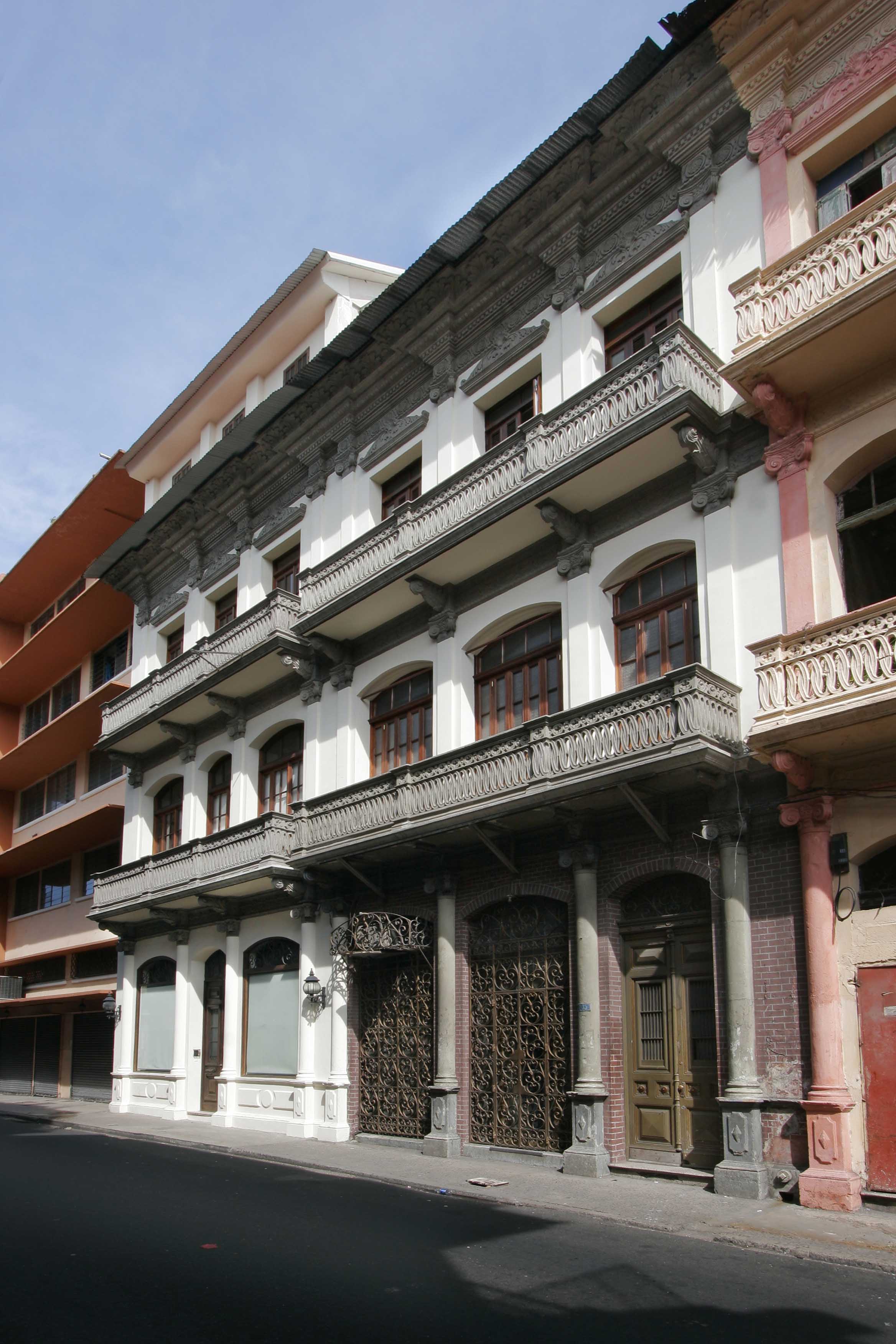 Idea 798202: Carlos Endara Museum by Hacheuve in Panama - Architizer