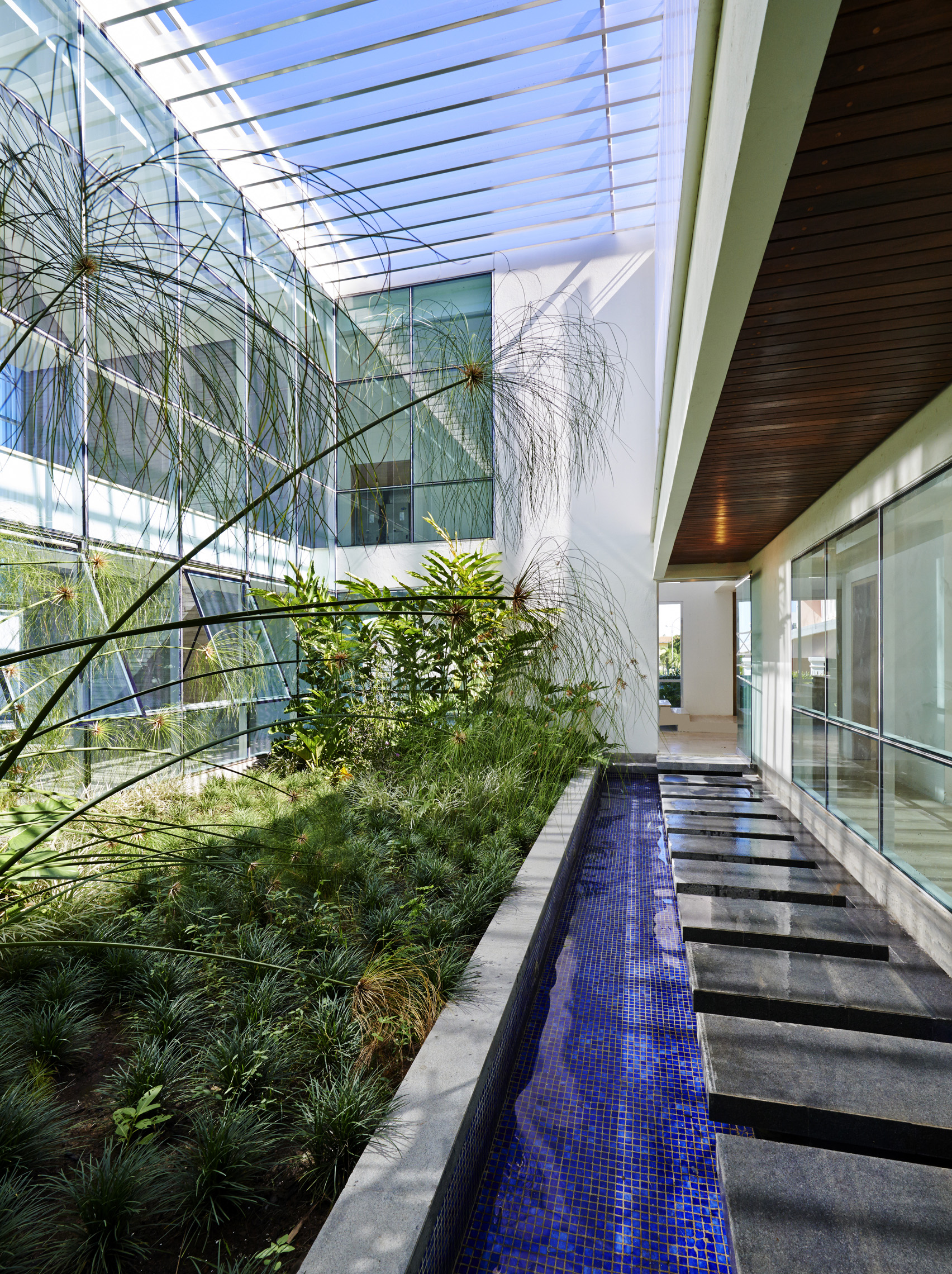 VL House by Rueda & Vera Arquitectos - Architizer