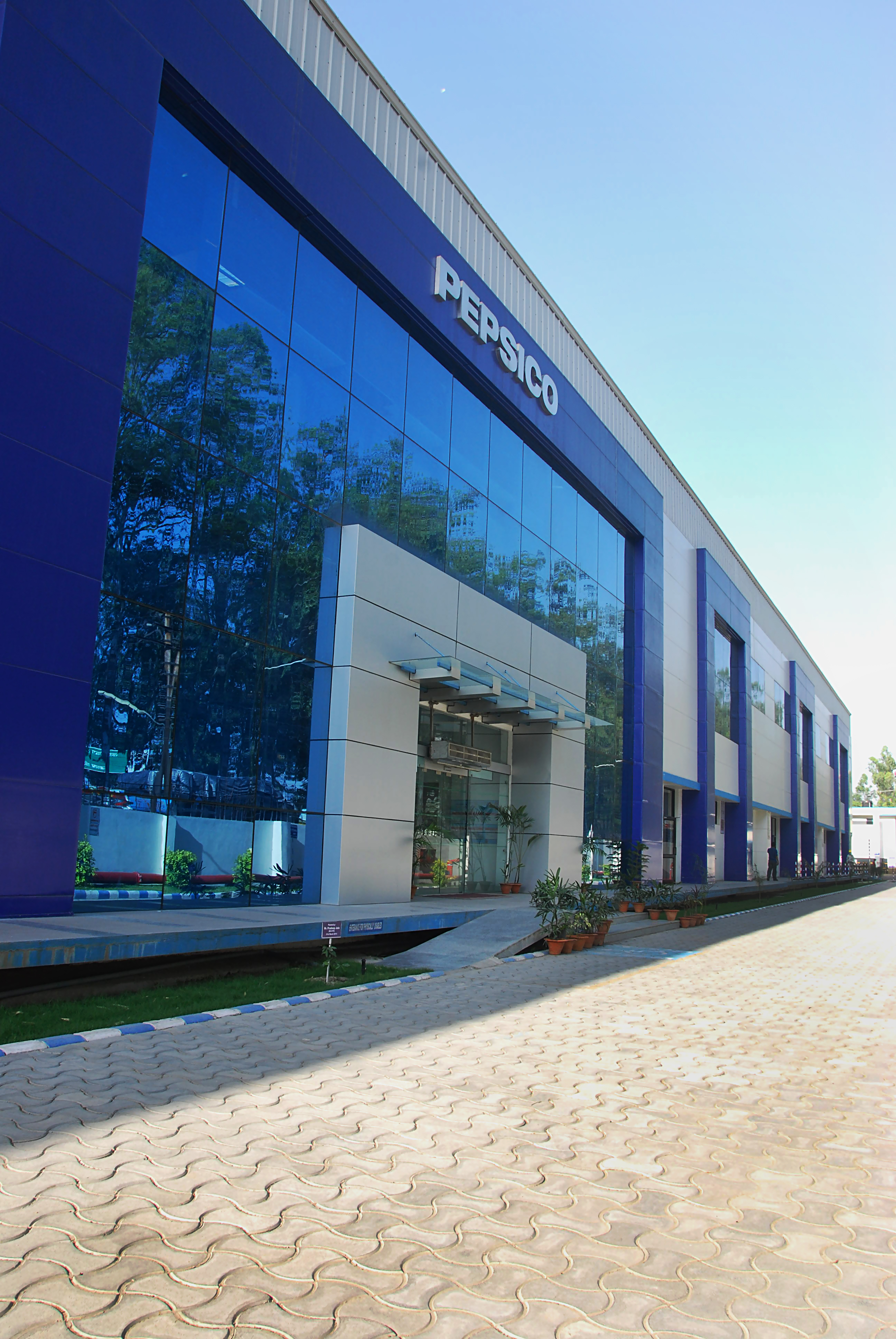 Pepsico Bottling Plant by M.R. Warerkar & Associates Pvt. Ltd. - Architizer