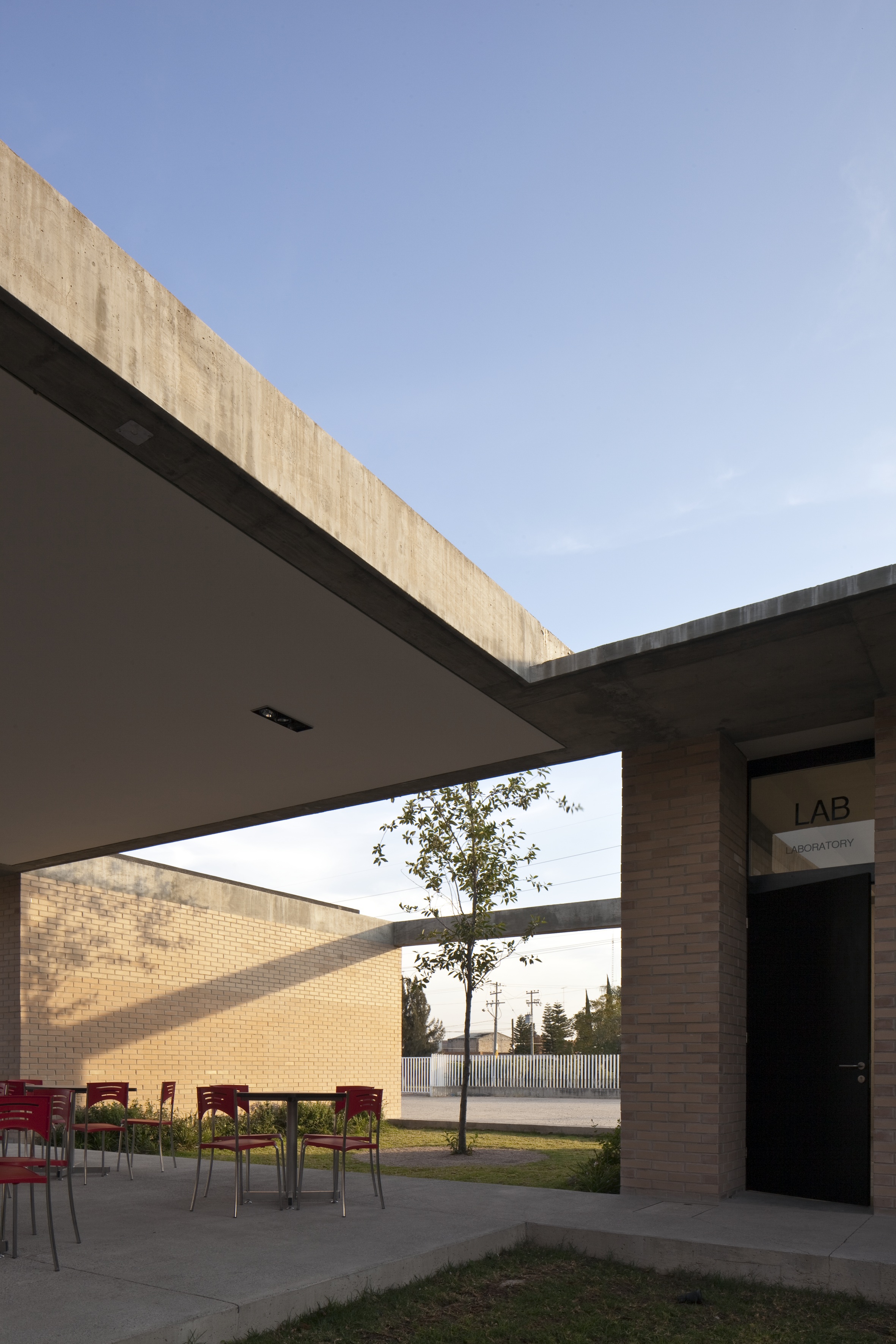 Nuevo Continente High School by Montor Arquitecto - Architizer