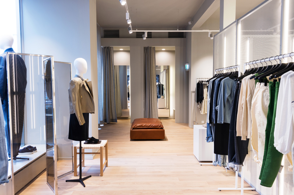 Closed Monobrand Store by PHILIPP MAINZER OFFICE FOR ARCHITECTURE AND ...