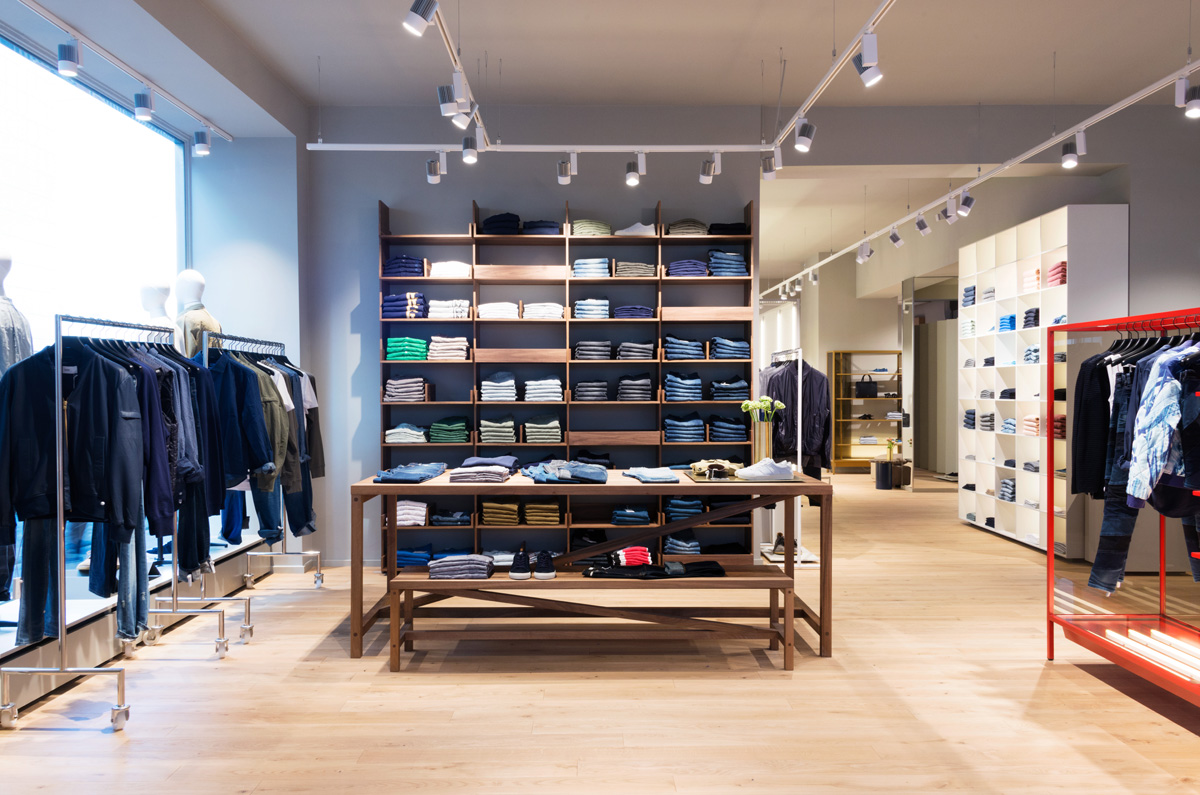 Closed Monobrand Store by PHILIPP MAINZER OFFICE FOR ARCHITECTURE AND ...