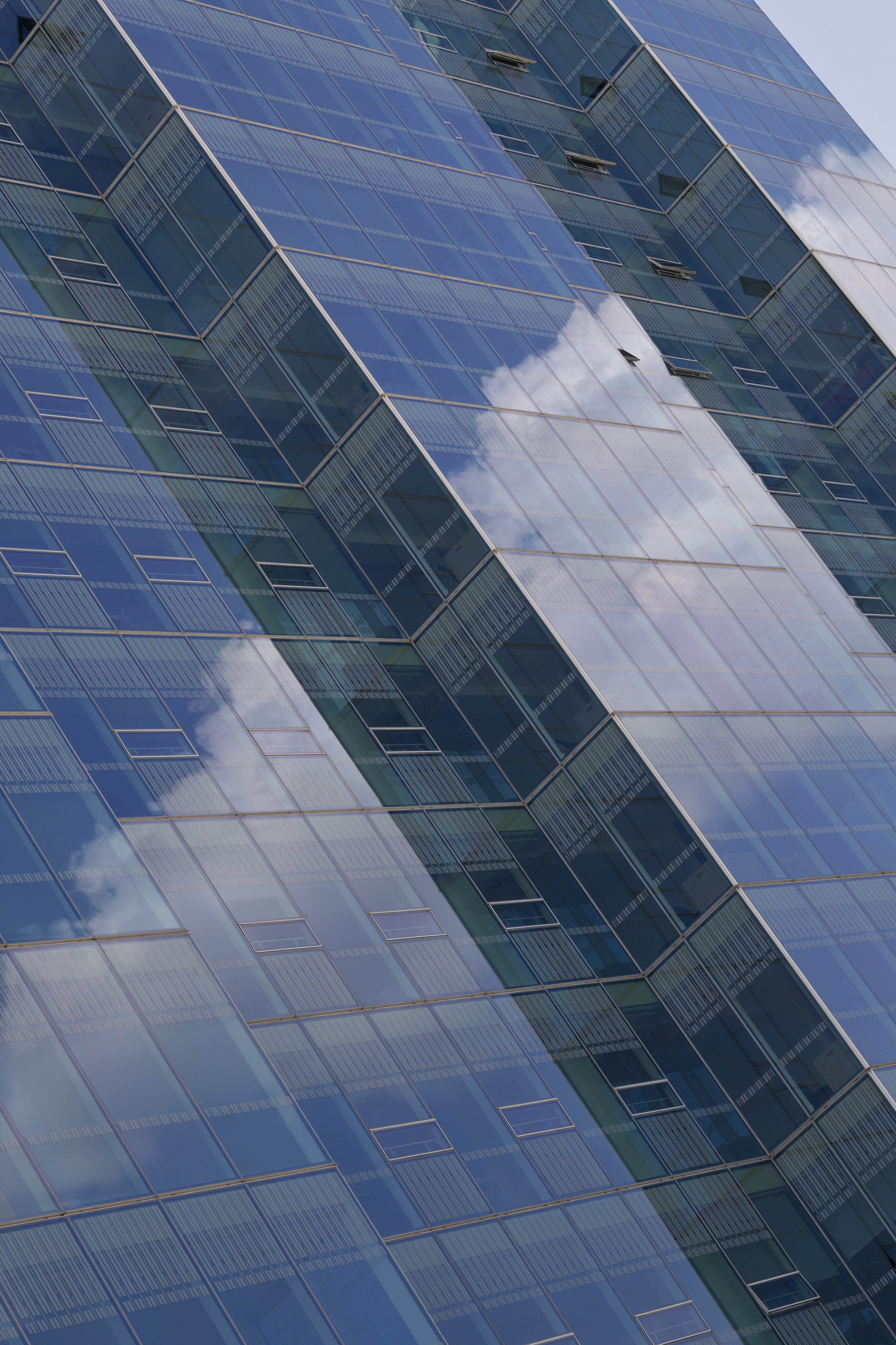 Morgens Hall at University of Cincinnati by Richard Fleischman ...