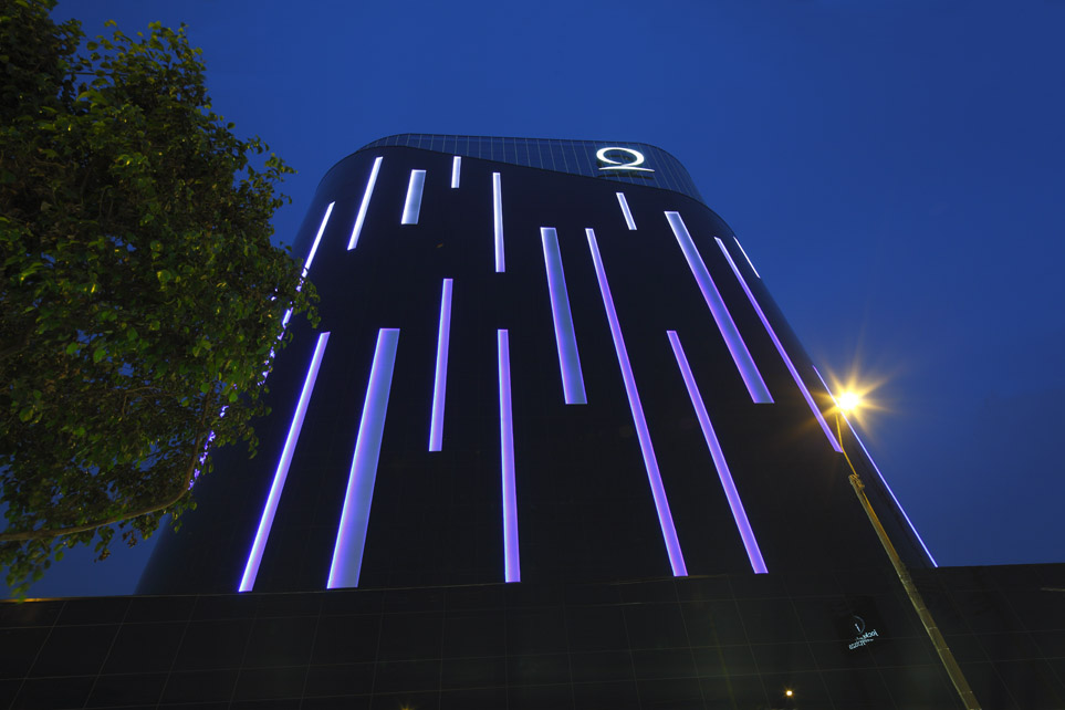 Omega Building by Metrópolis Oficina de Arquitectura - Architizer