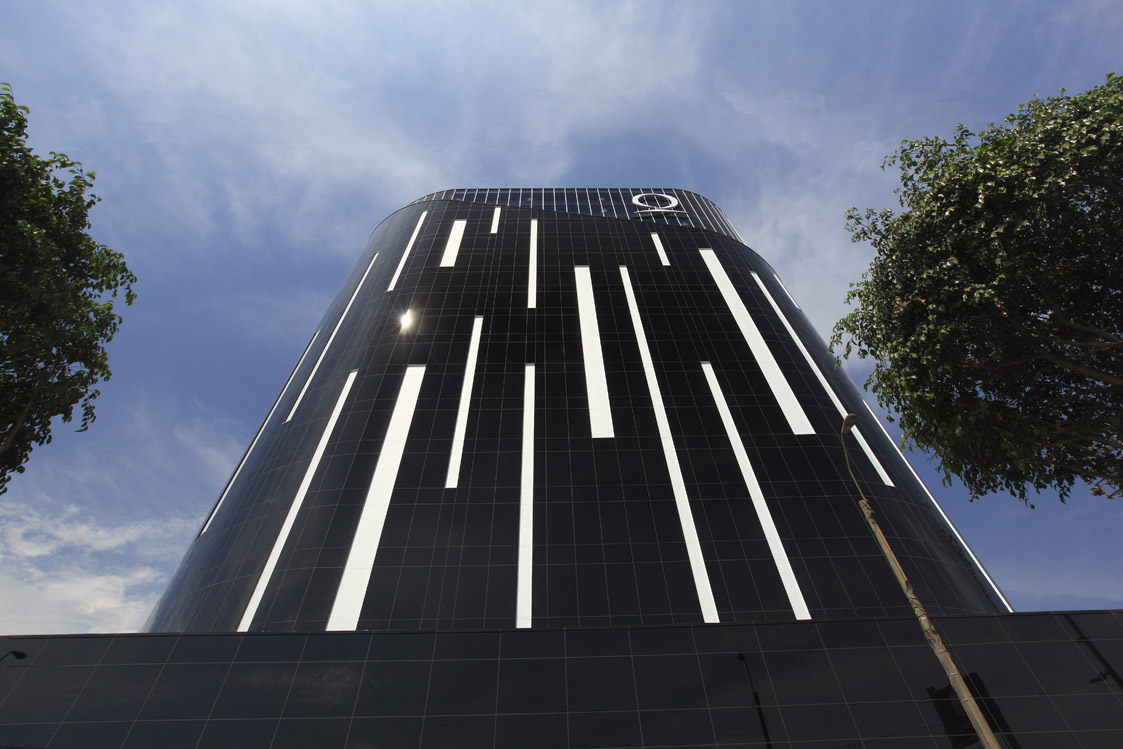 Omega Building by Metrópolis Oficina de Arquitectura - Architizer