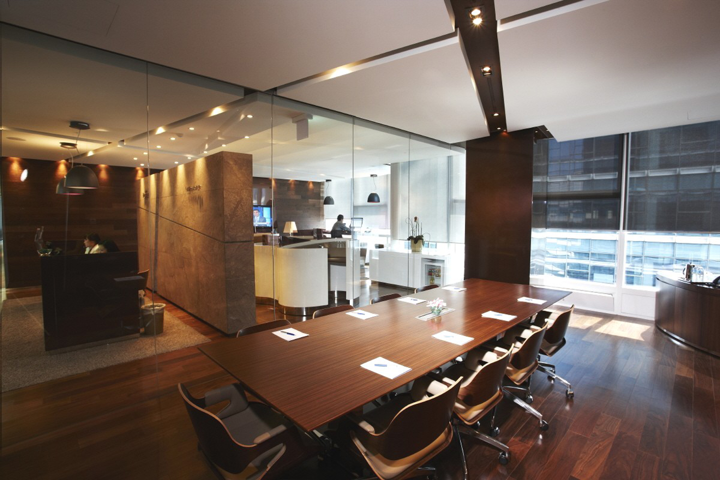 Regus Center One by D&P Associates - Architizer