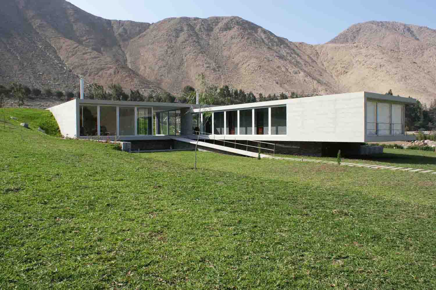 Idea 813893: Los Andes House by Juan Carlos Doblado in Cieneguilla ...