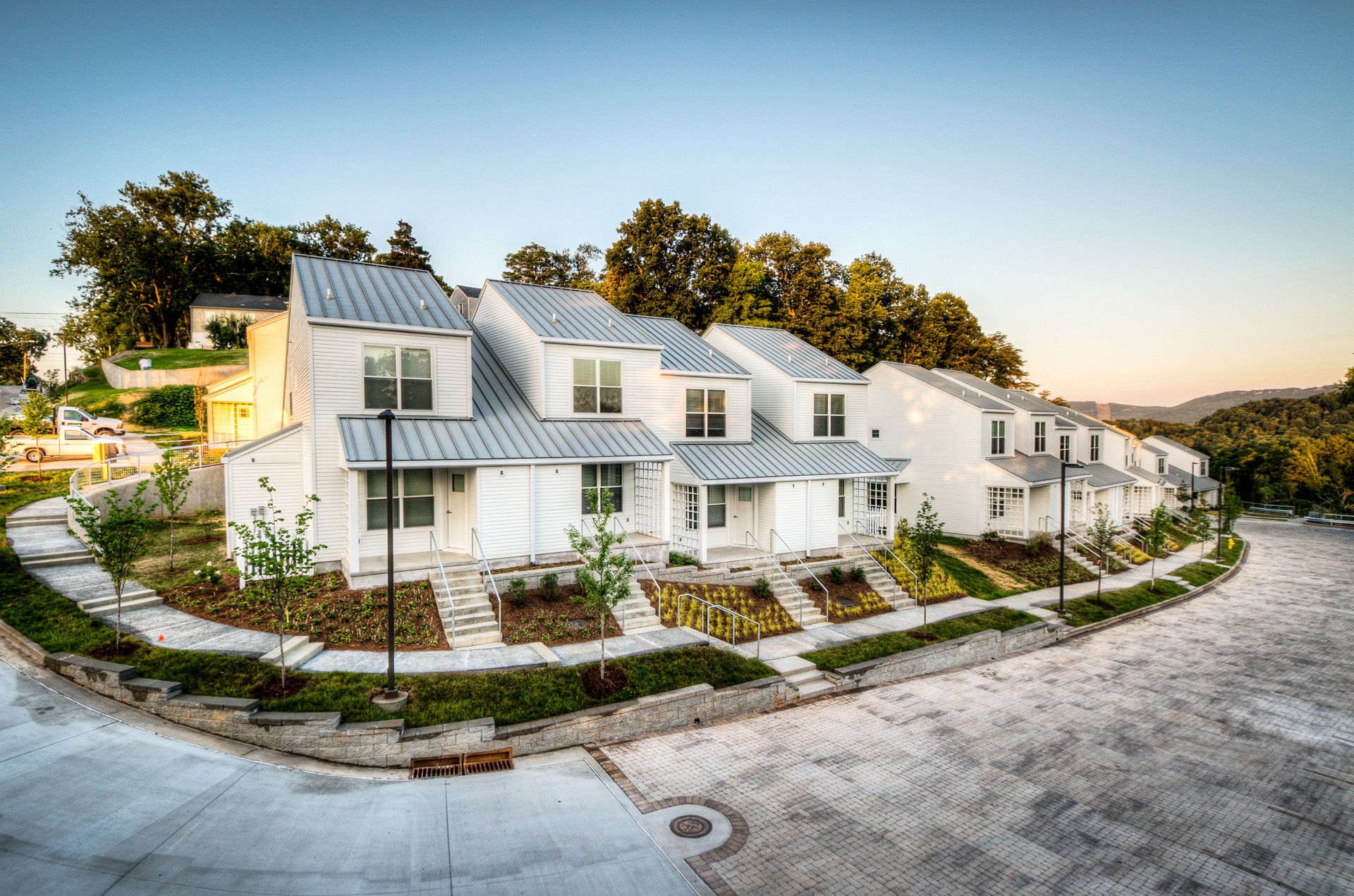 Fairmount Avenue Townhomes by Hefferlin + Kronenberg Architects ...