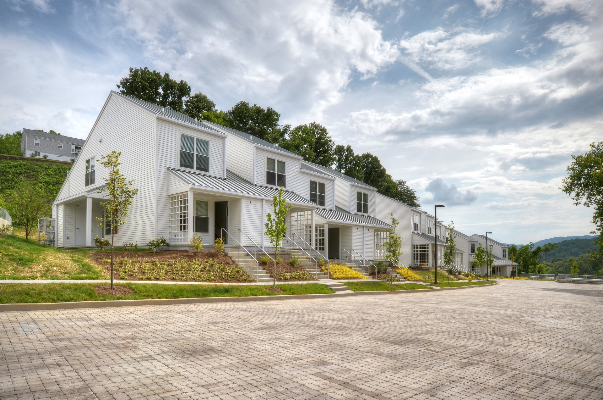 Fairmount Avenue Townhomes by Hefferlin + Kronenberg Architects ...