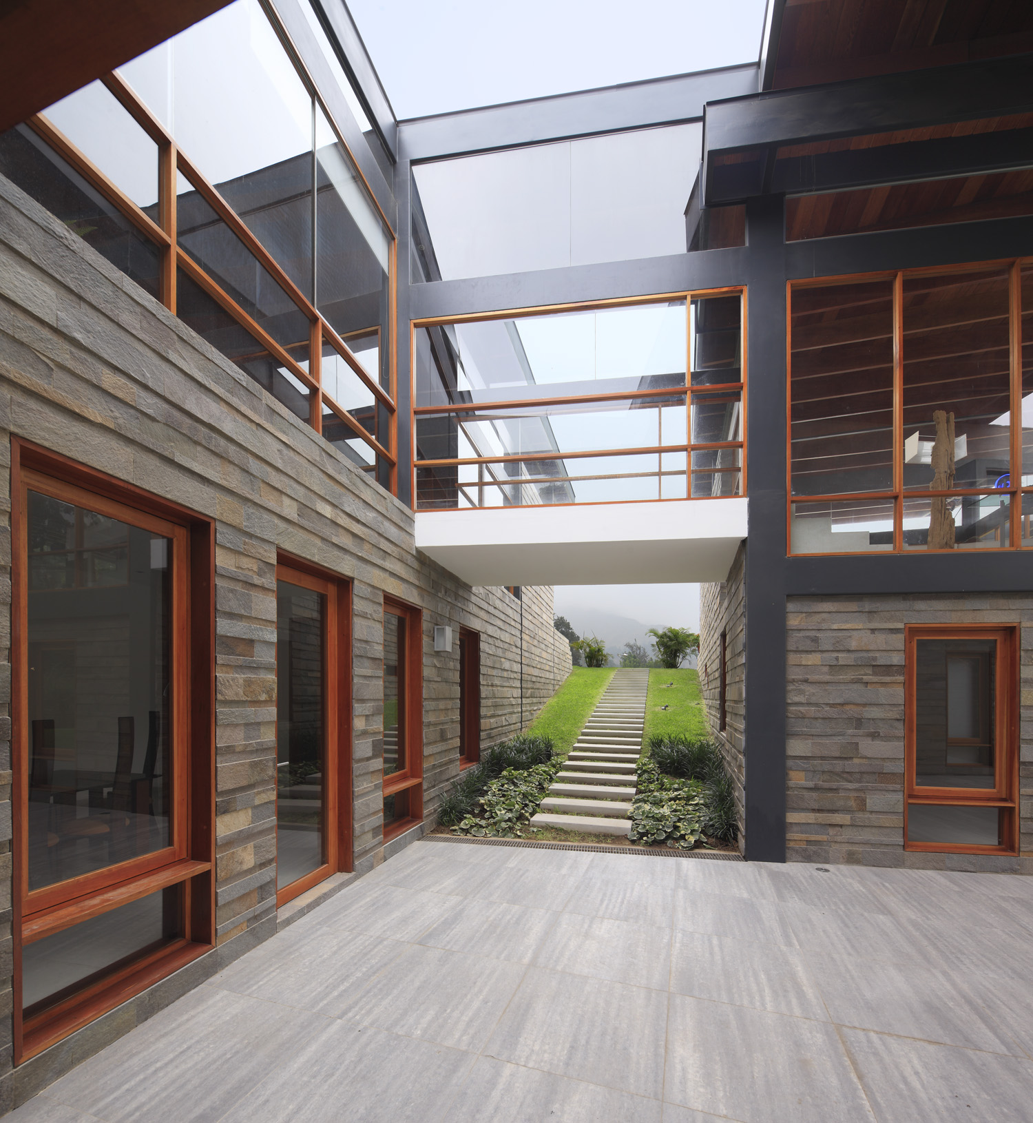 Fan House by Seinfeld Arquitectos - Architizer