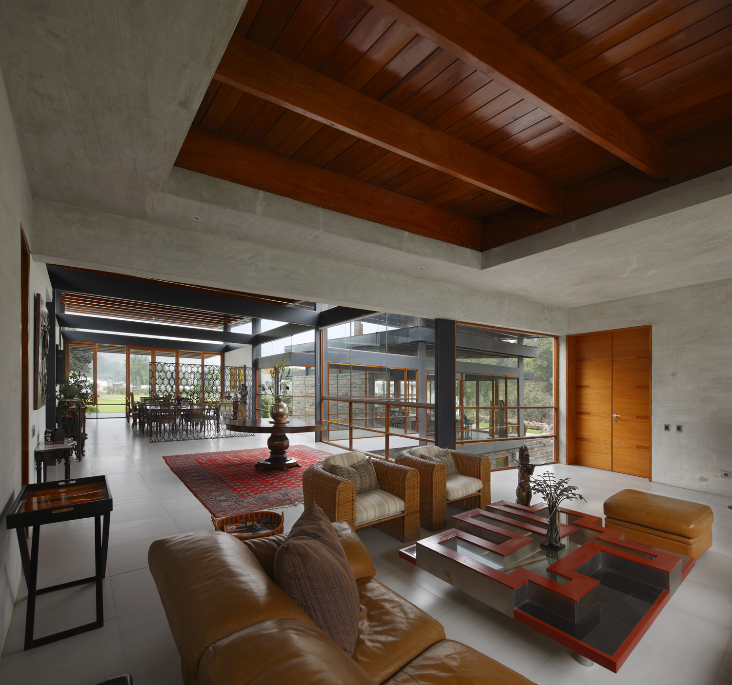 Fan House by Seinfeld Arquitectos - Architizer