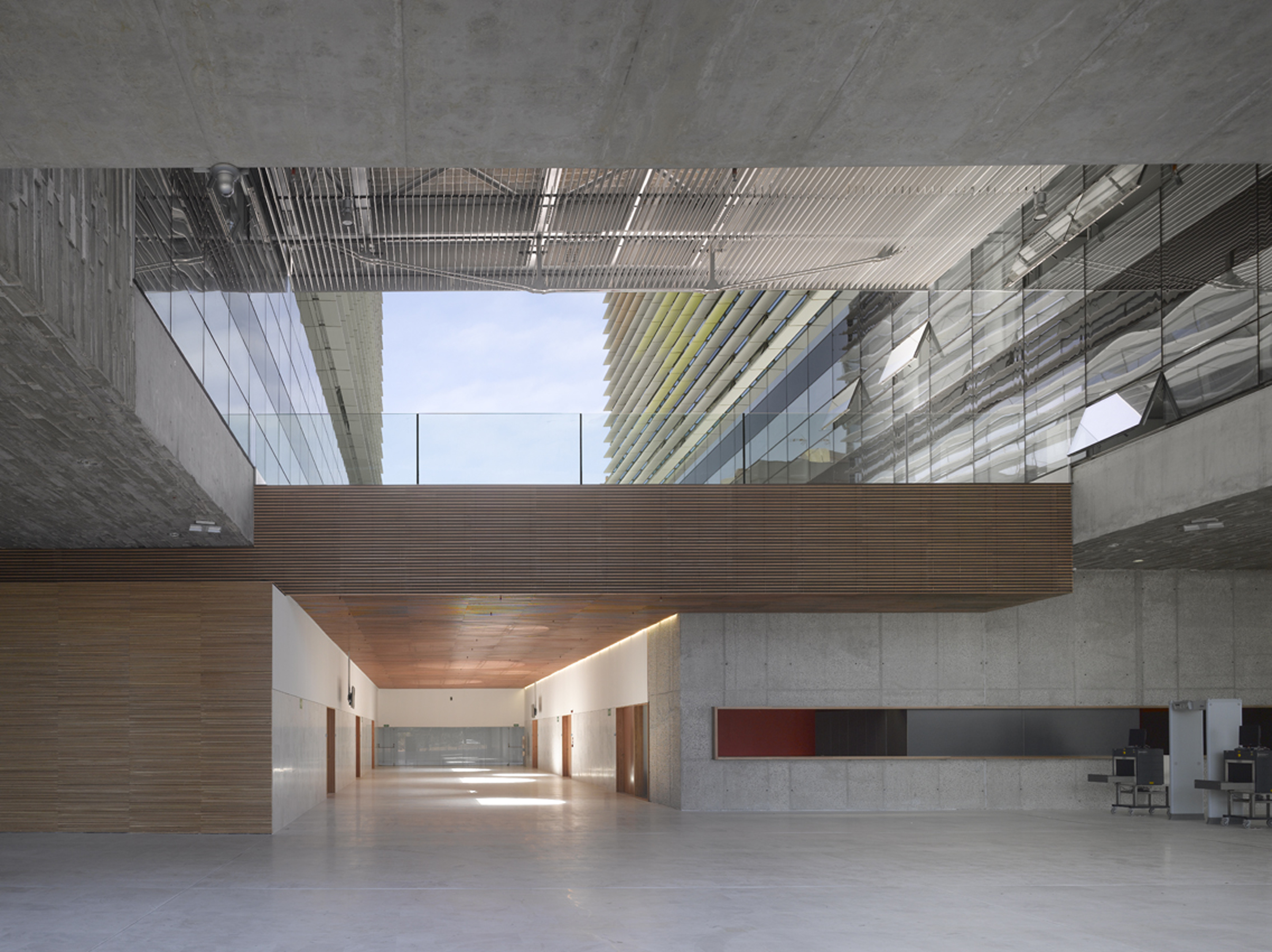 Law Courts Complex by Sosa + González + Santiago - Architizer