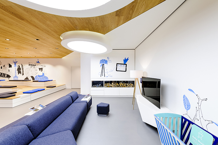 O2 Concept Store Berlin by hartmannvonsiebenthal the brand experience ...