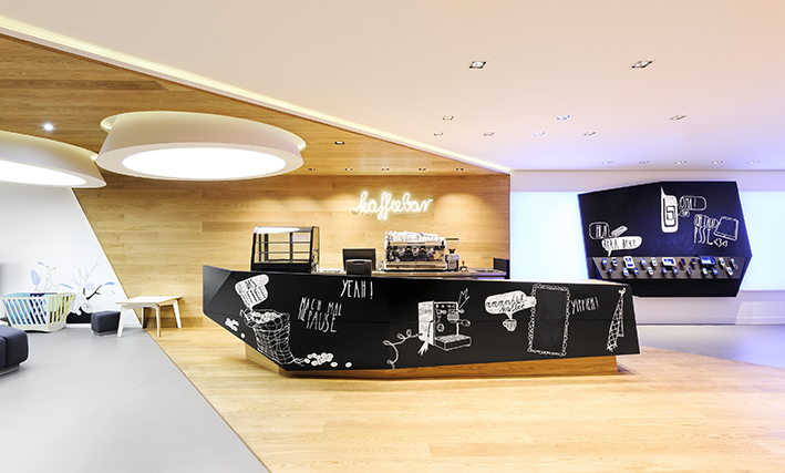 O2 Concept Store Berlin by hartmannvonsiebenthal the brand experience ...