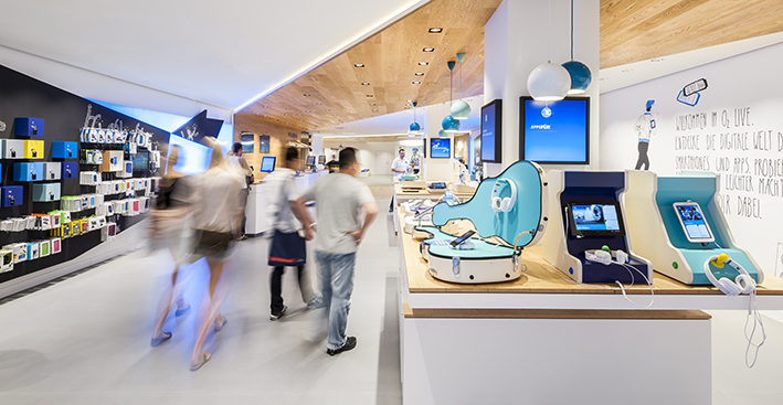 O2 Concept Store Berlin by hartmannvonsiebenthal the brand experience ...