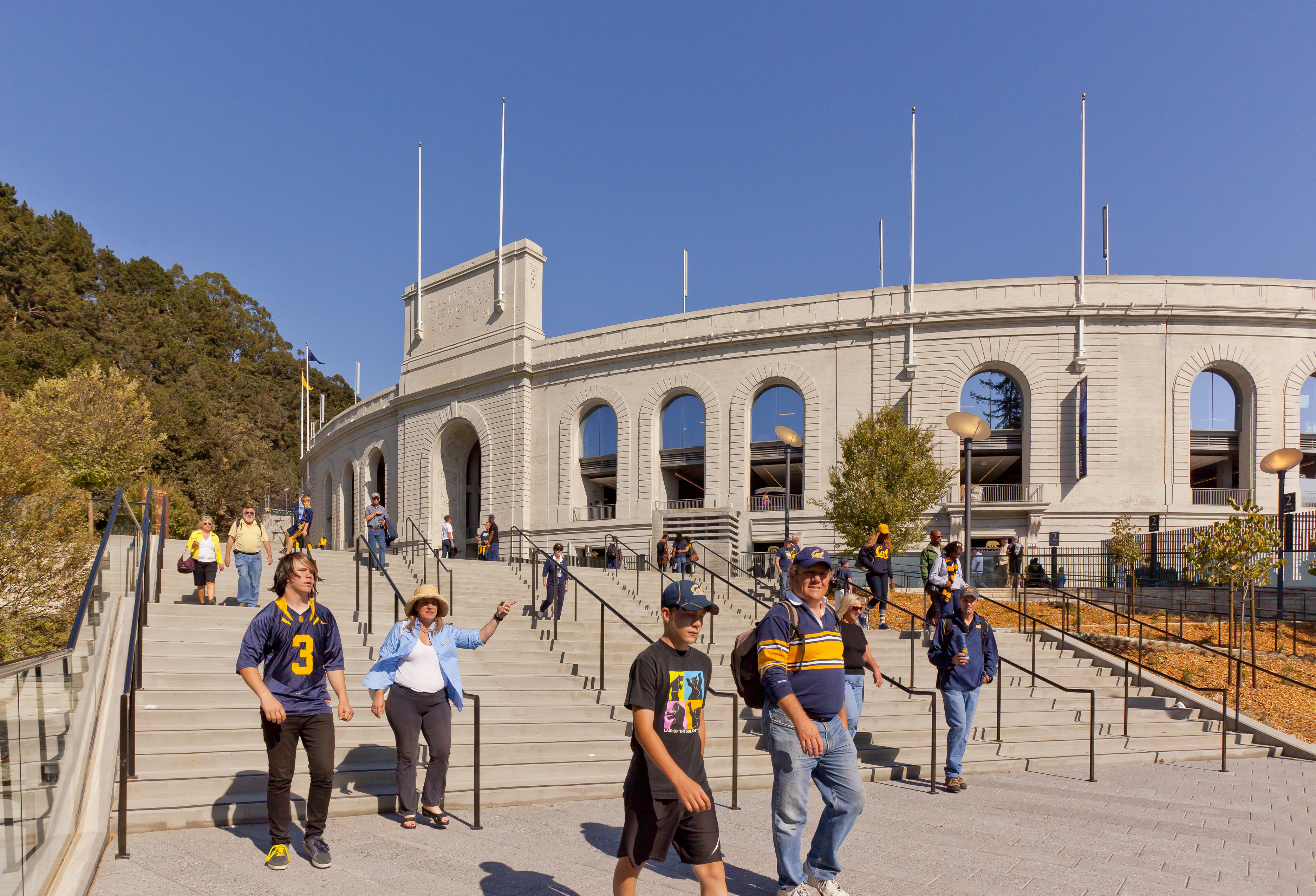 UC Berkeley Memorial Stadium & Simpson Center by STUDIOS Architecture ...