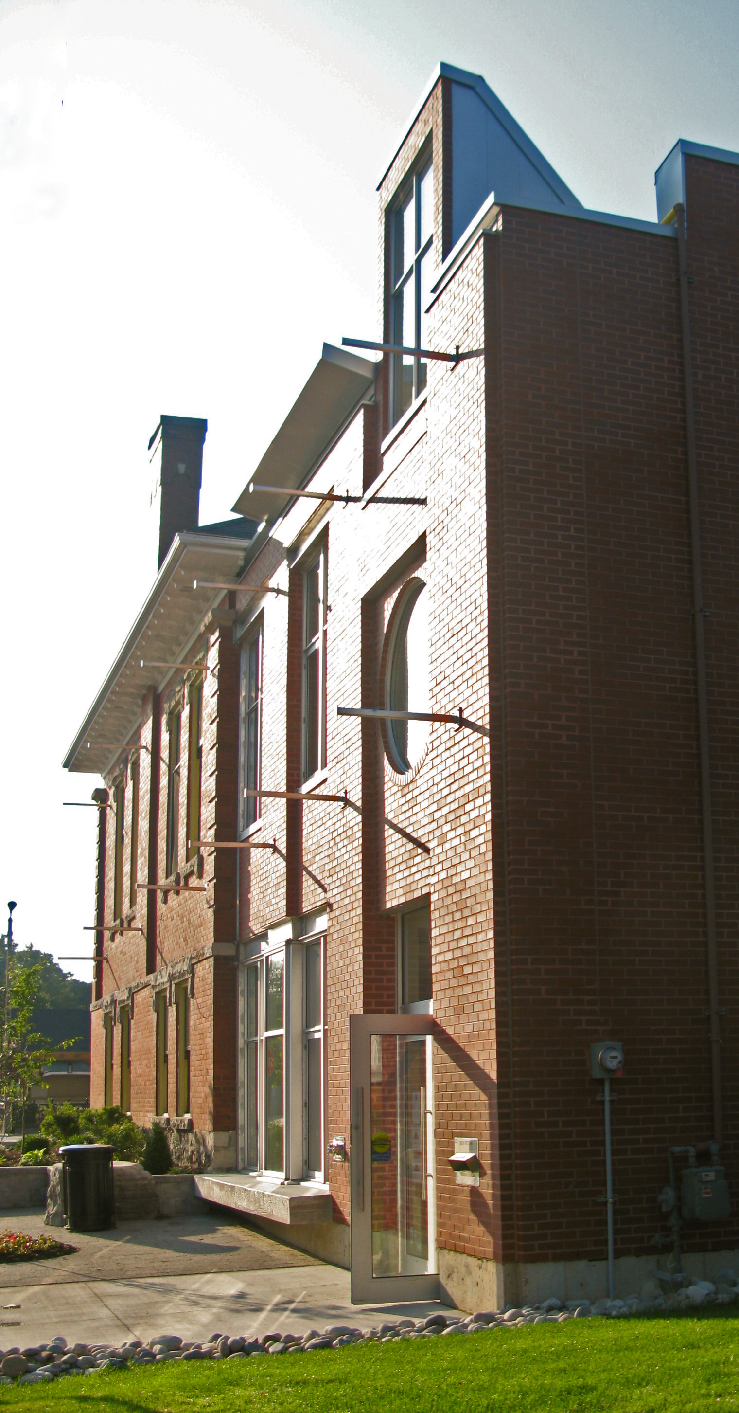 Bruce County Library, Port Elgin Branch by GM Diemert Architect Inc ...