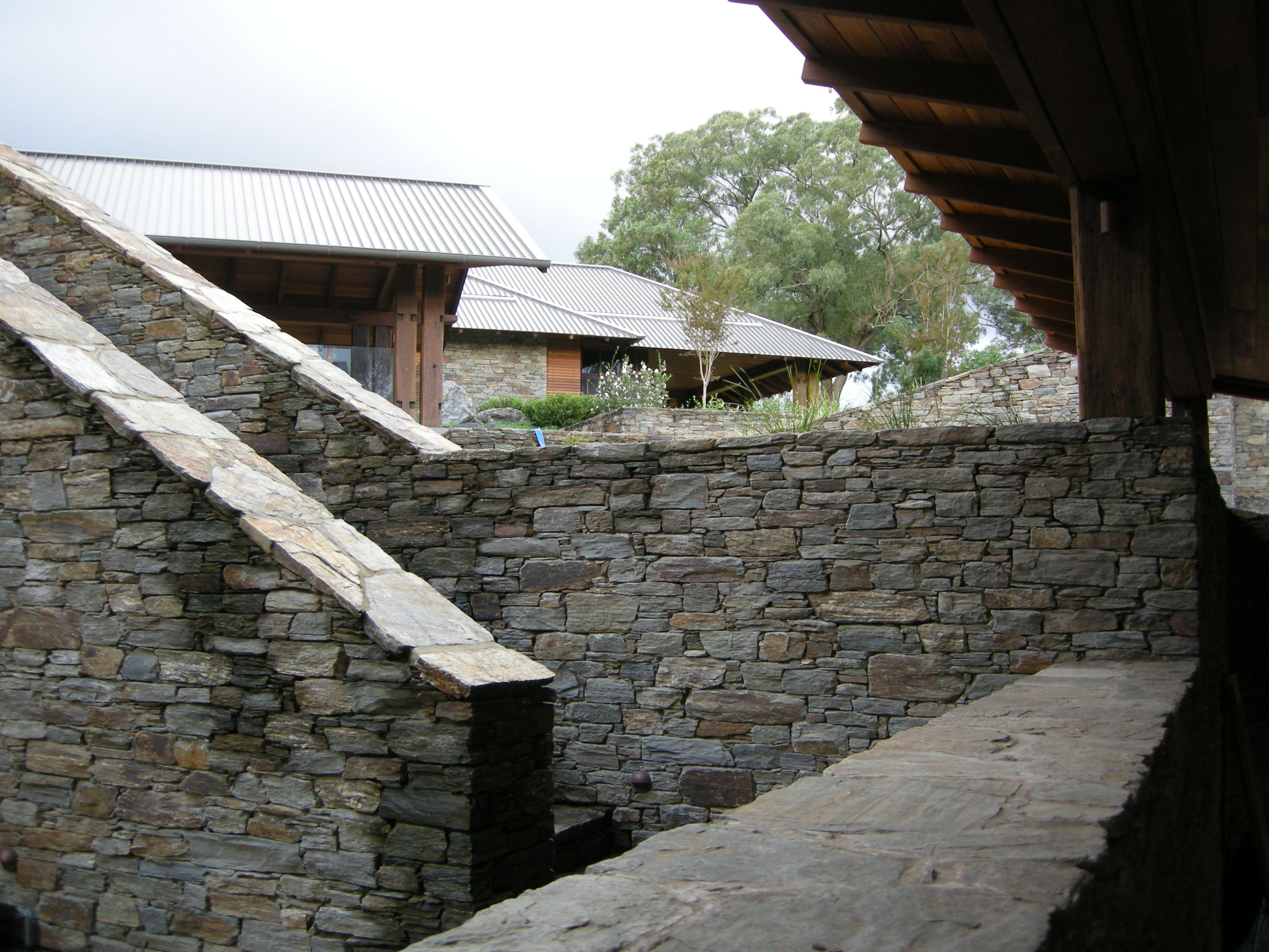Escarpment House by Timothy Moon Architects - Architizer