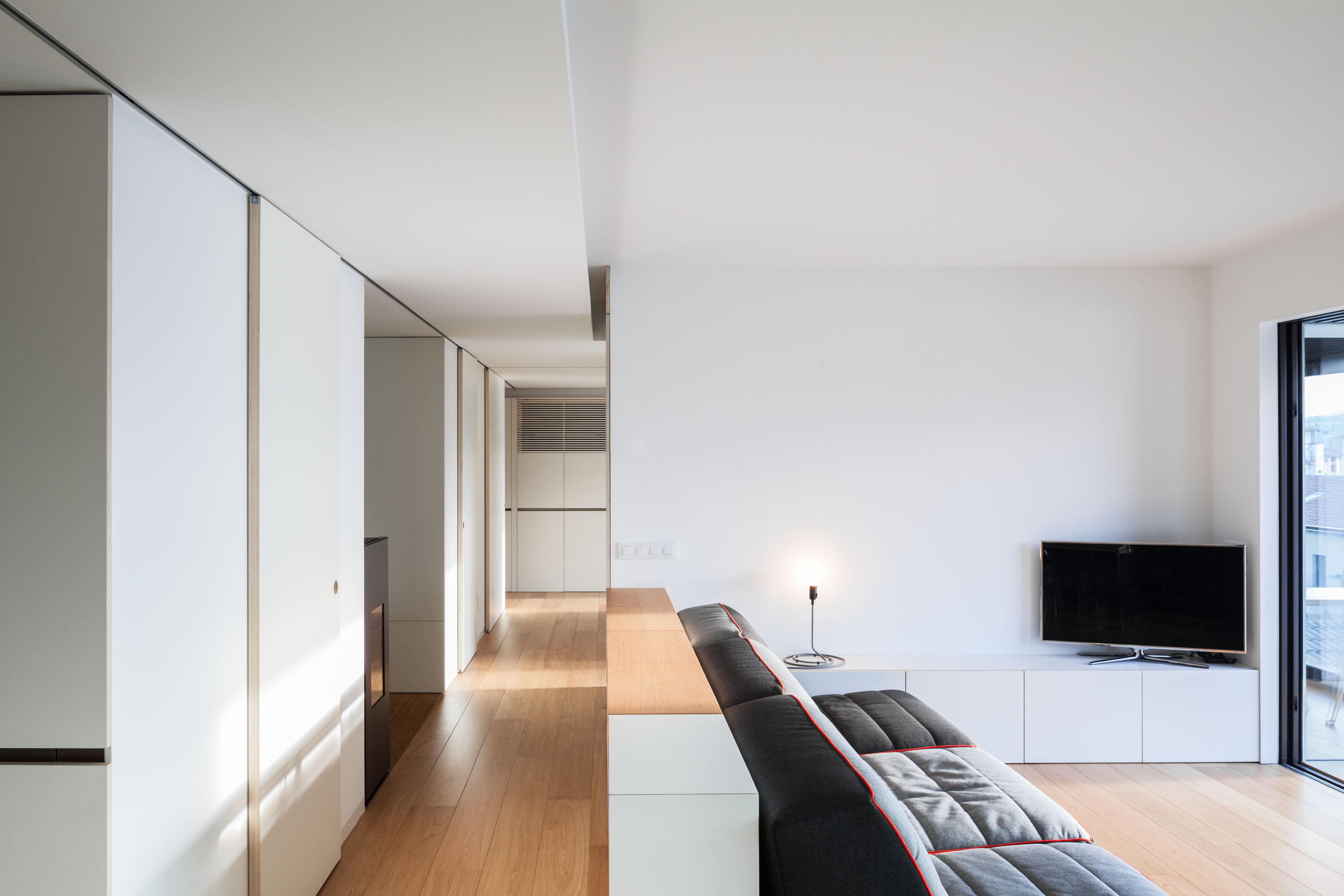 REAR WINDOW by arnau estudi d'arquitectura - Architizer