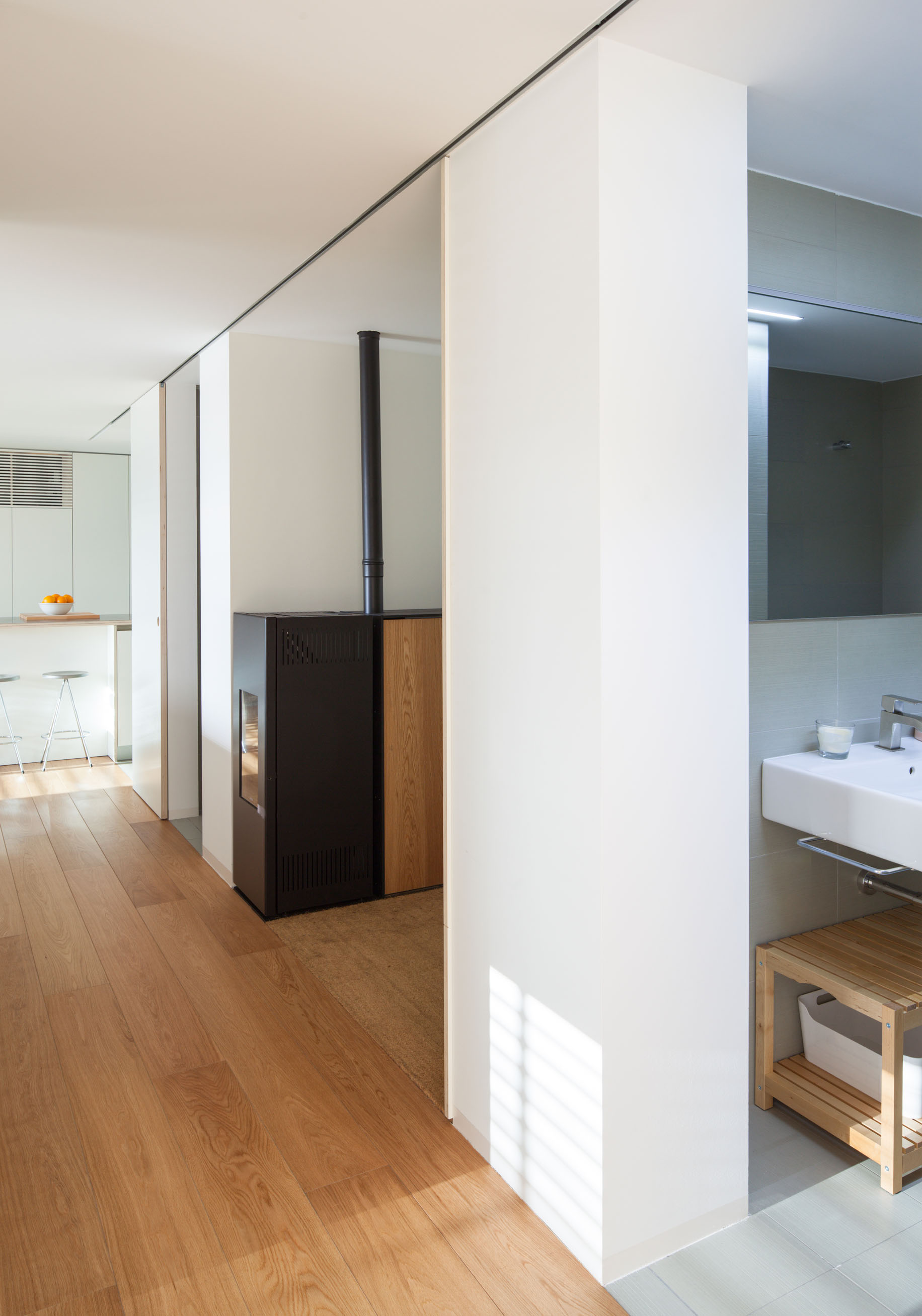 REAR WINDOW by arnau estudi d'arquitectura - Architizer