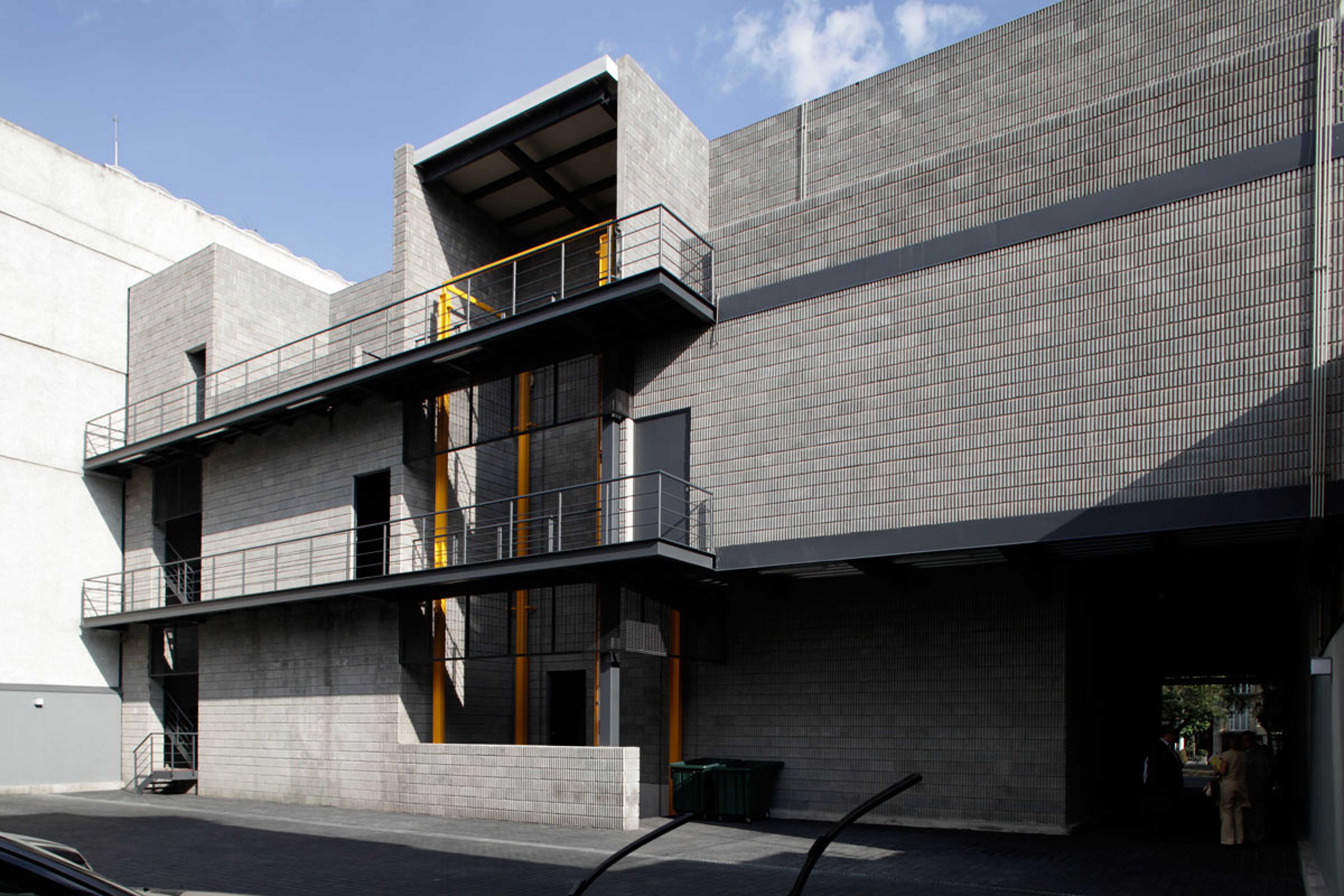 Urban Center Condesa by CENTRAL DE ARQUITECTURA - Architizer