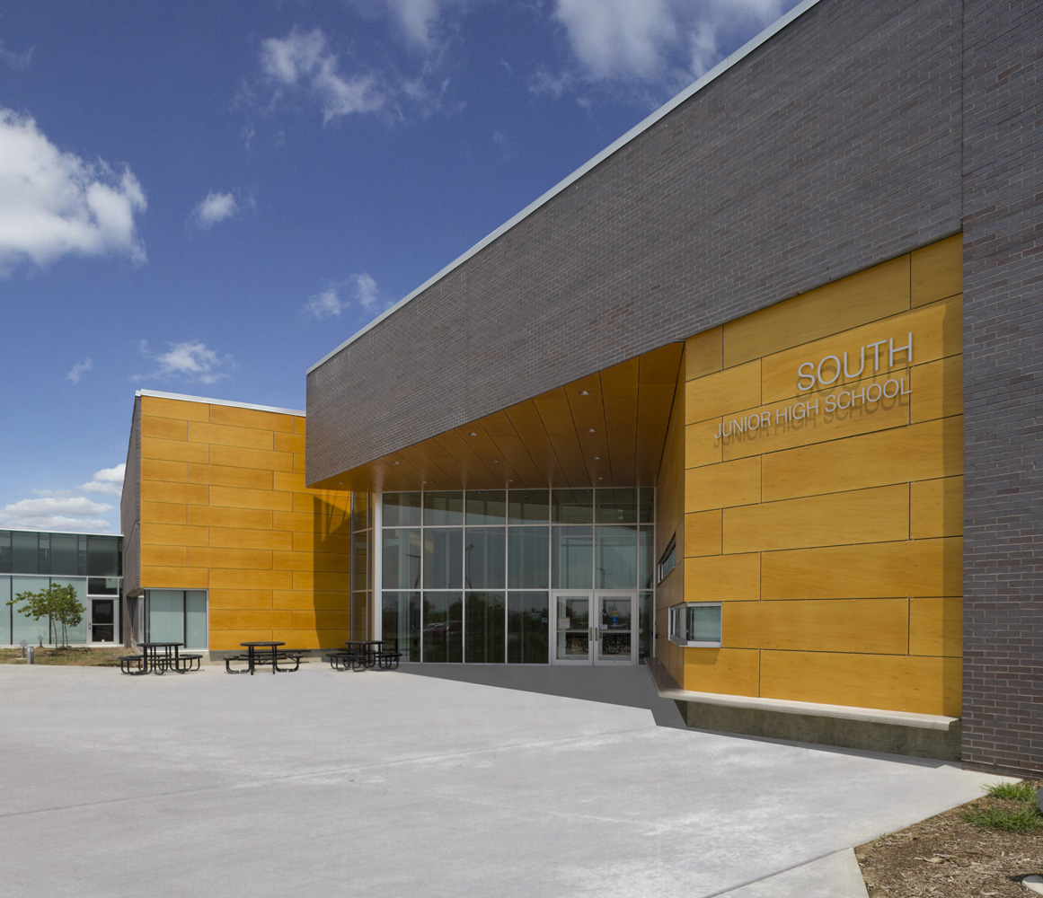 South Junior High School by Multistudio - Architizer