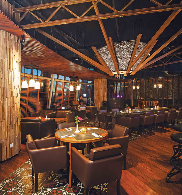 THE 7TH EXODUS LOUNGE, KUNINGAN CITY by Julio Architect & Partners ...