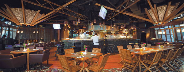 THE 7TH EXODUS LOUNGE, KUNINGAN CITY by Julio Architect & Partners ...