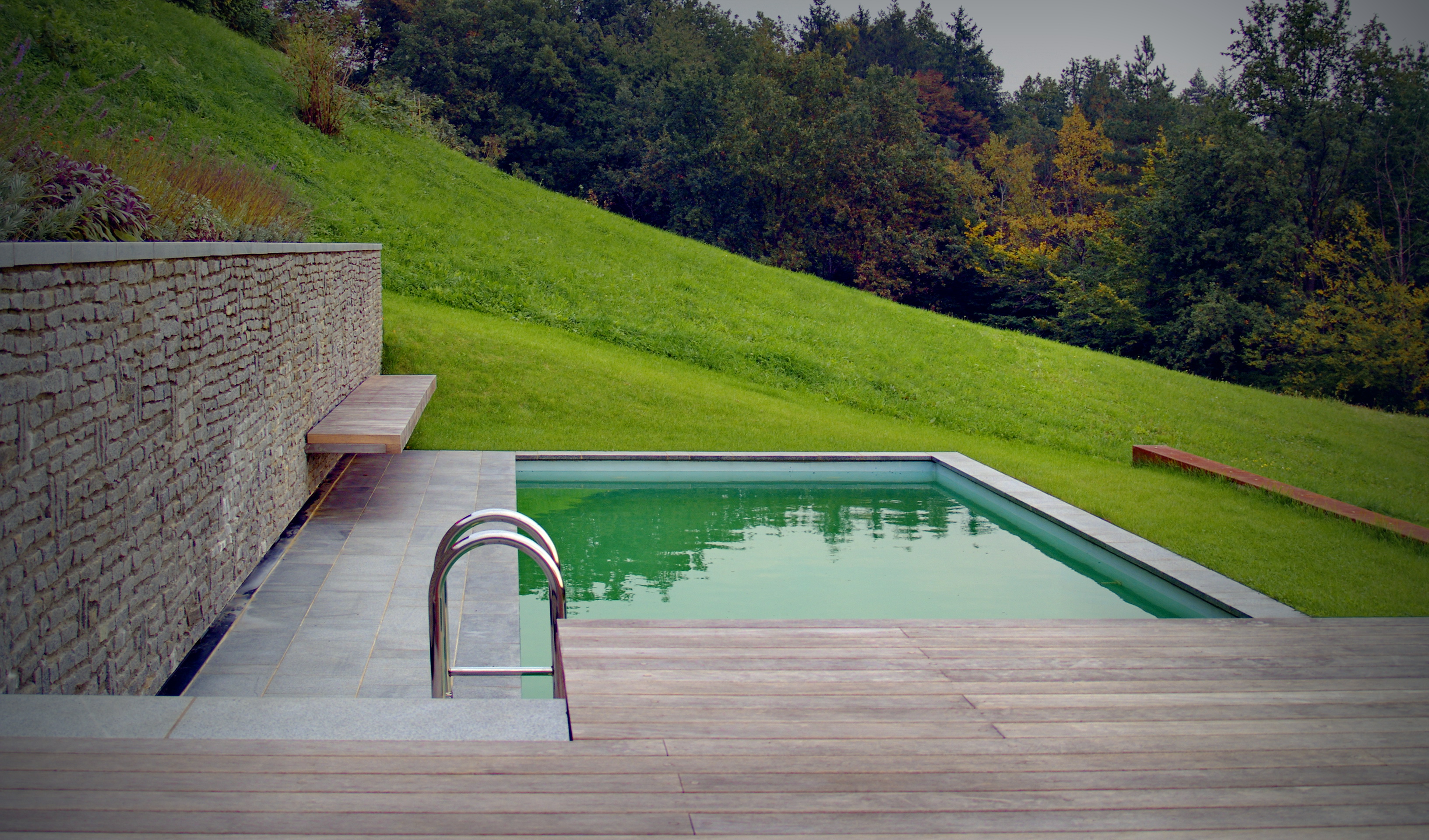 Idea 840428: Warm red. Almost fiery. by Landscape d.o.o. in Celje ...